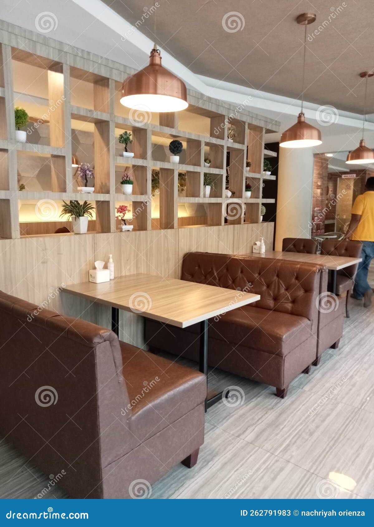 The Most Comfortable Place At Night For A Leisurely Stroll On The Asian ...