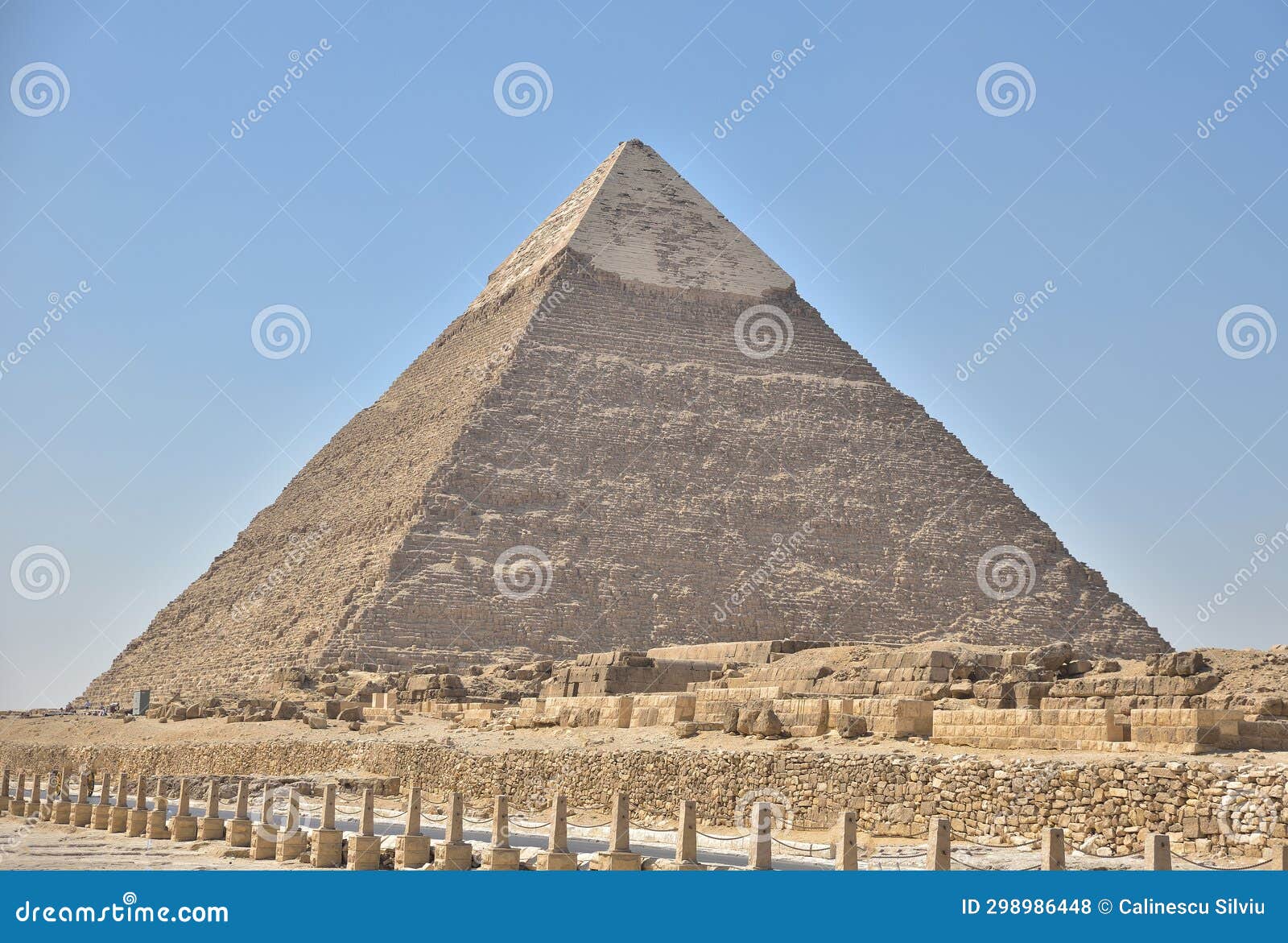The Famous Pyramids of Egypt. Stock Photo - Image of building, cheops ...