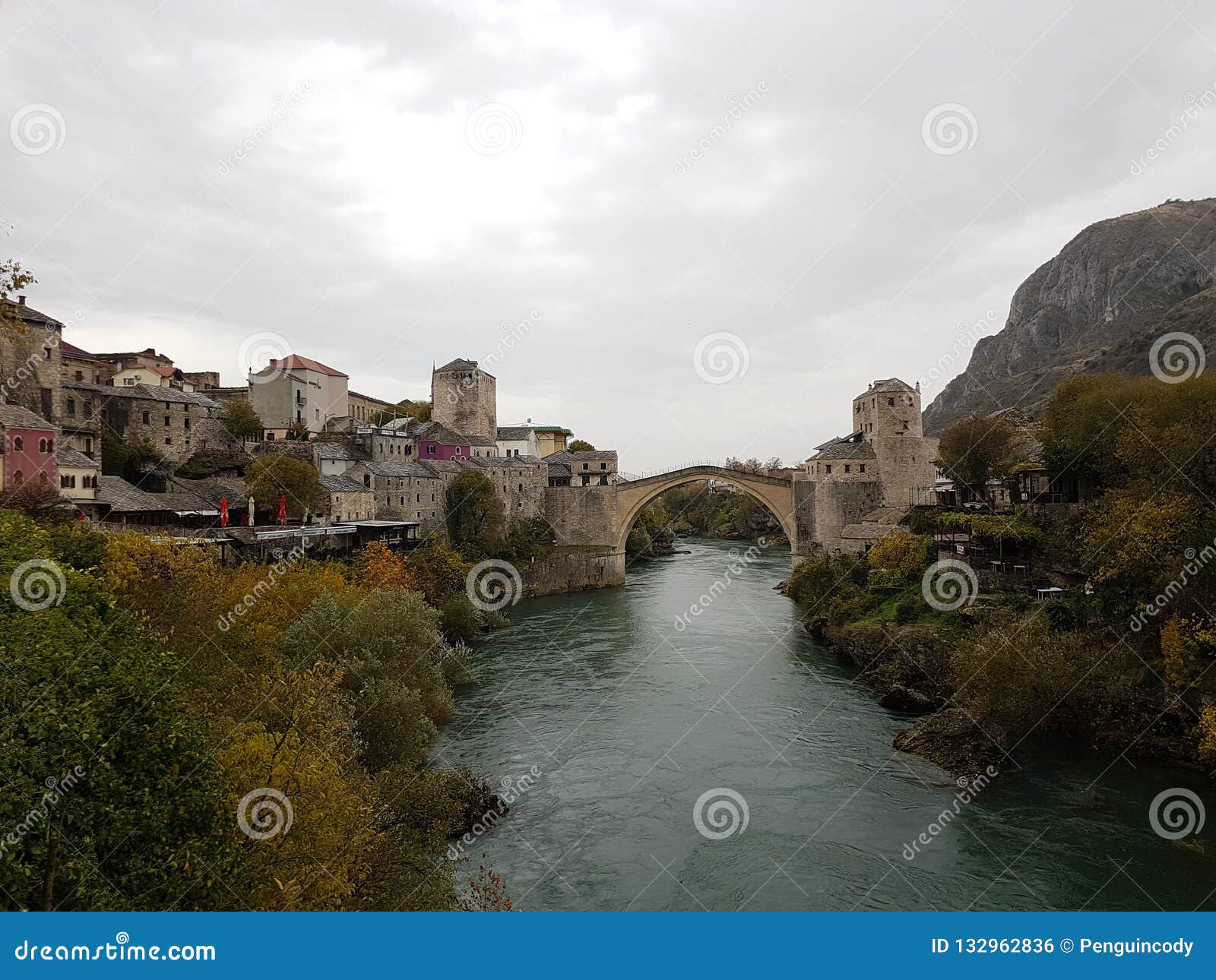Mostar city view editorial photo. Image of bridge, city - 132962836