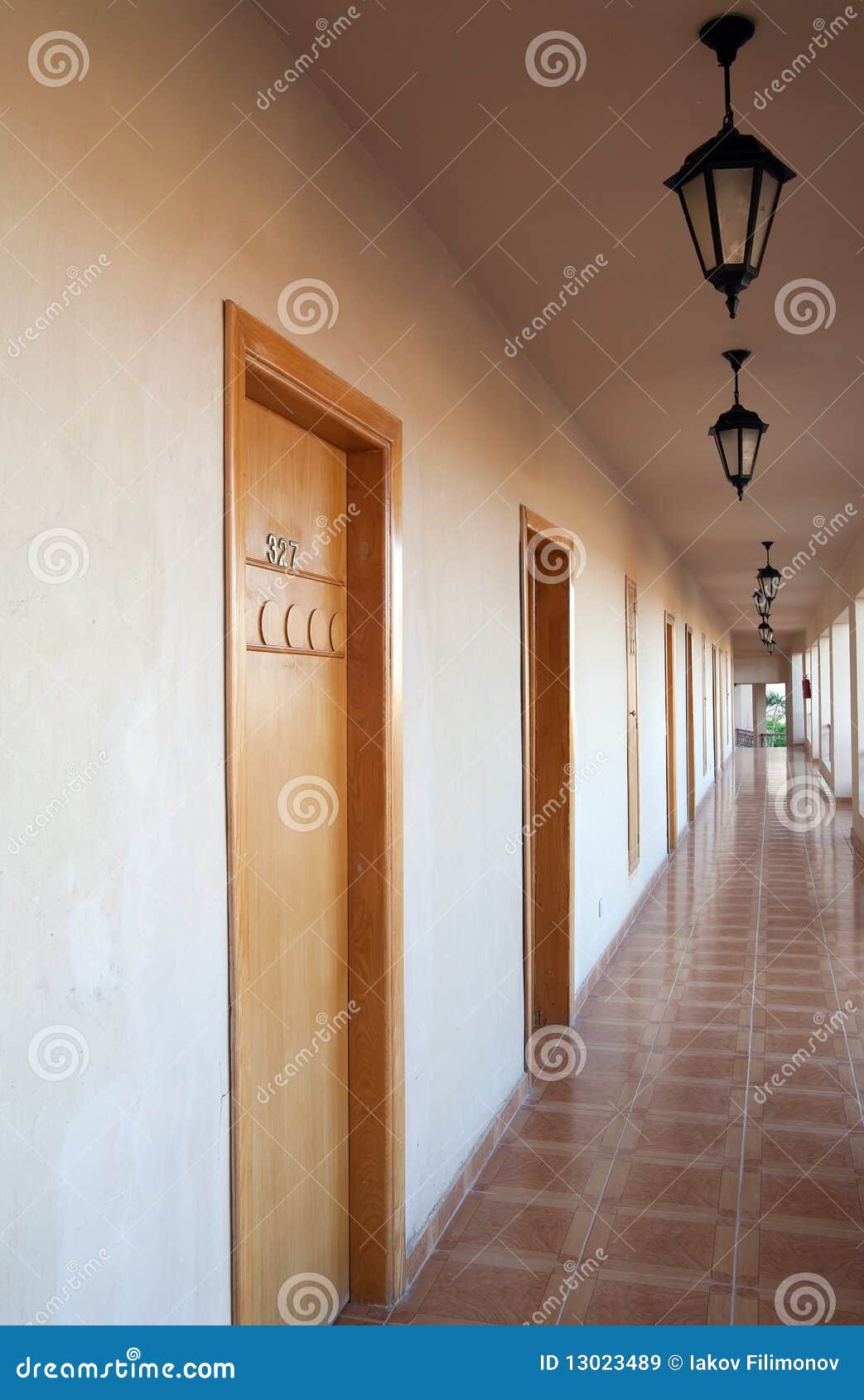 Motel corridor stock image. Image of doors, distance - 13023489