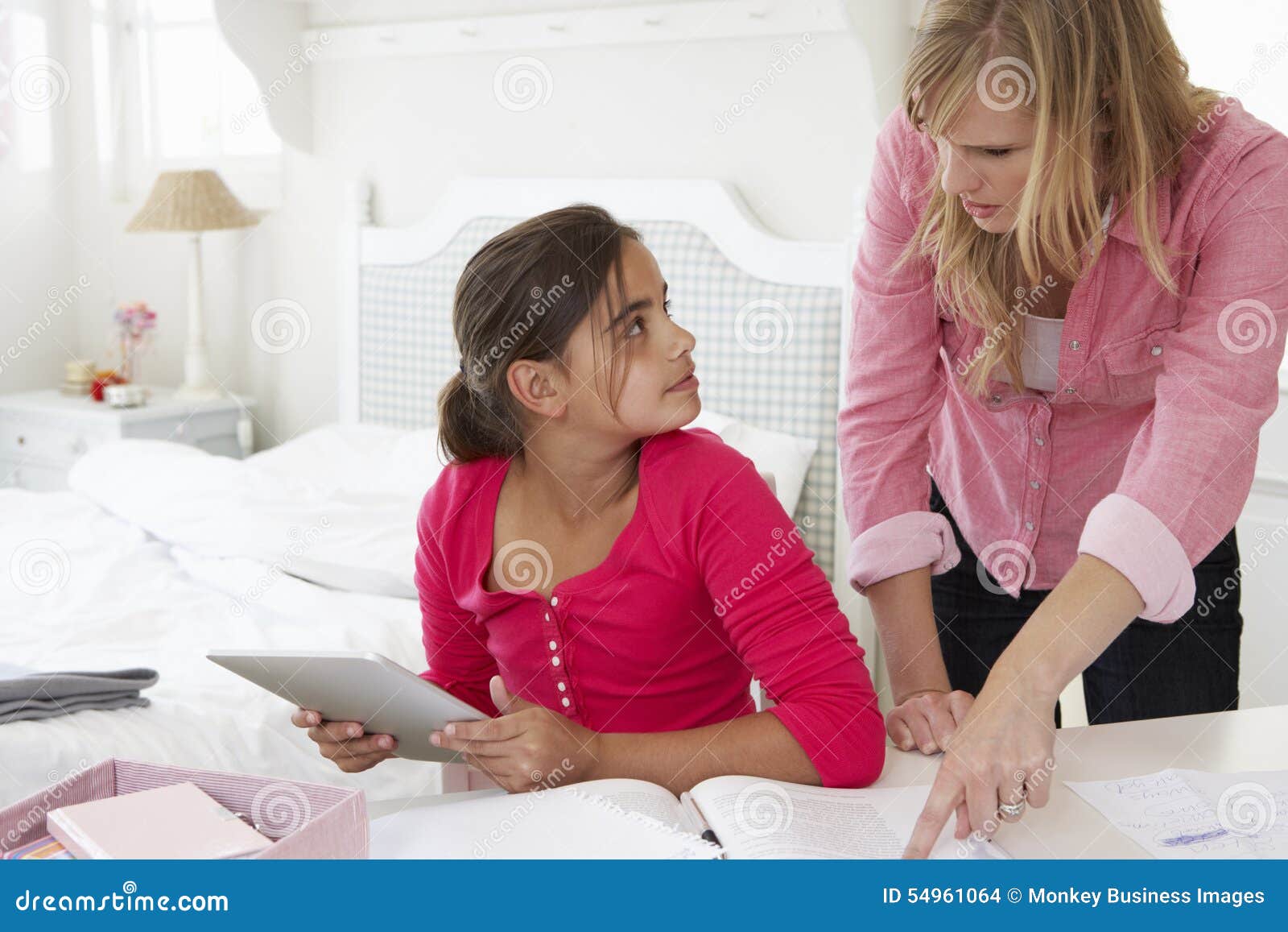 Mother Catches Daughter Using Tablet Computer when Meant To Be Studying ...