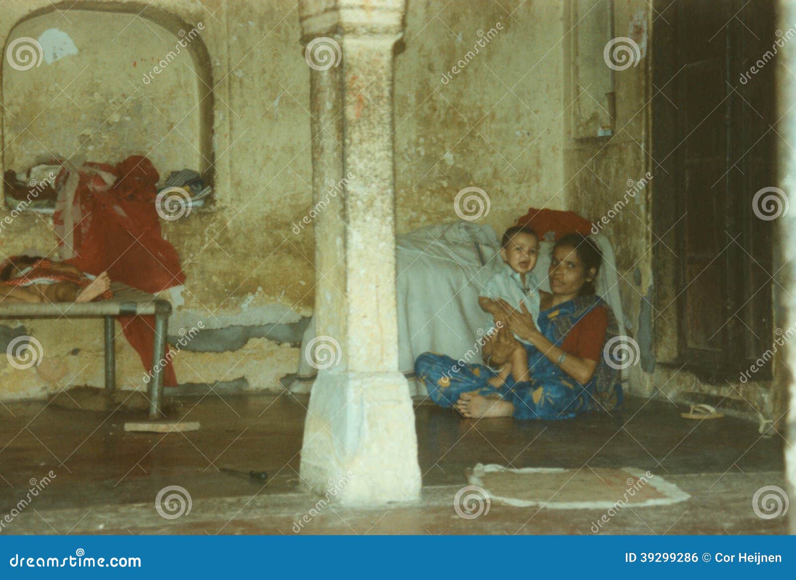 Mother and child editorial photo. Image of home, motherhood - 39299286