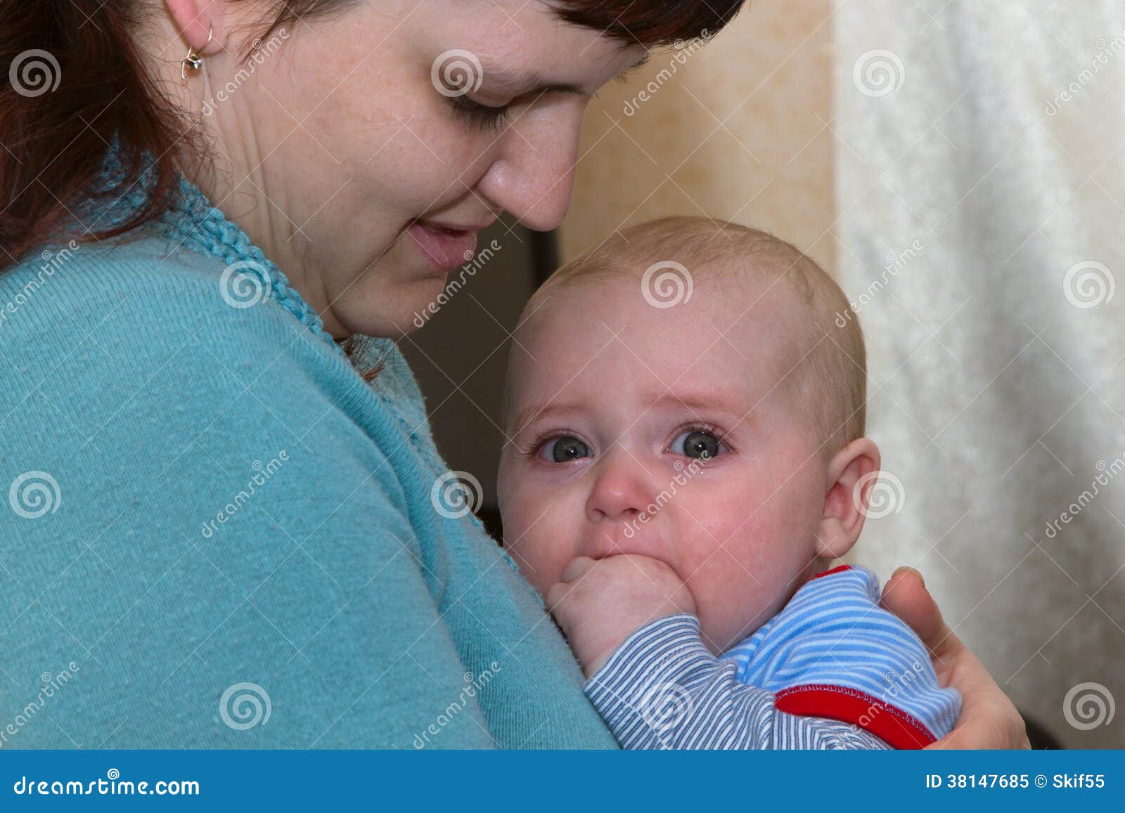 Mother Comforting Crying Baby Stock Image - Image of small, colic: 38147685