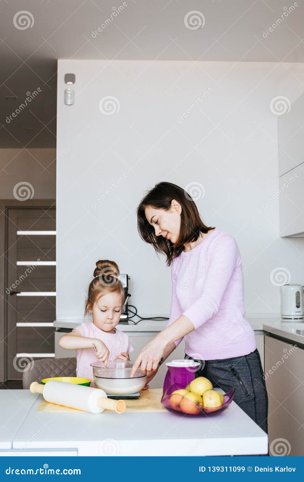 Mother And Daughter Making Cookies Stock Image Image Of Kitchen