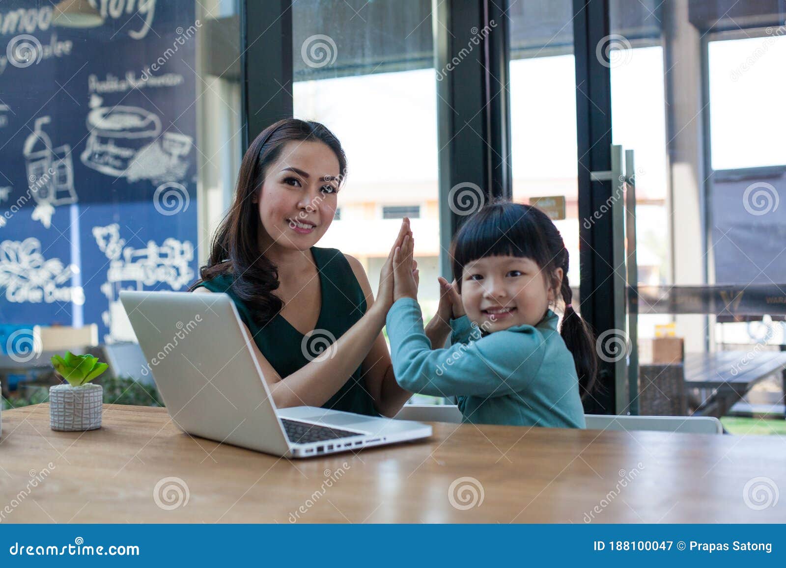 Mother and Girl Play Computer at Home Stock Image - Image of freelancer ...