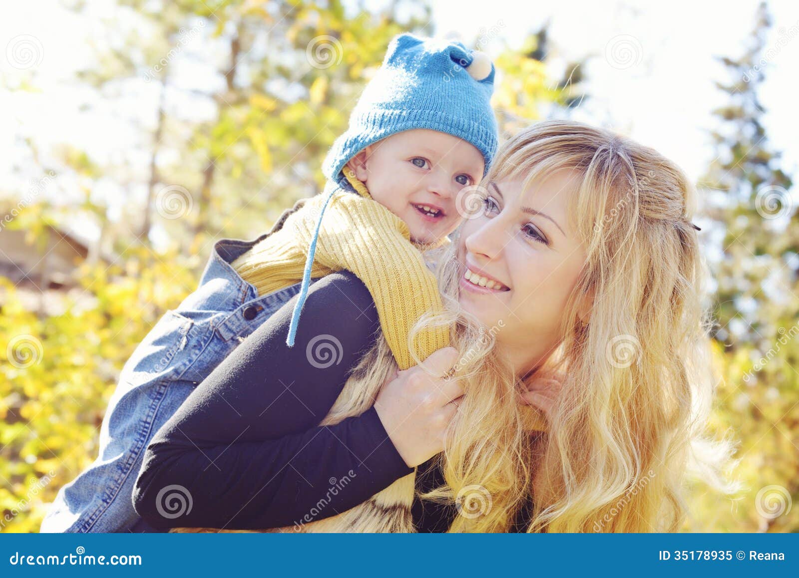On the mother s back stock image. Image of little, adult - 35178935