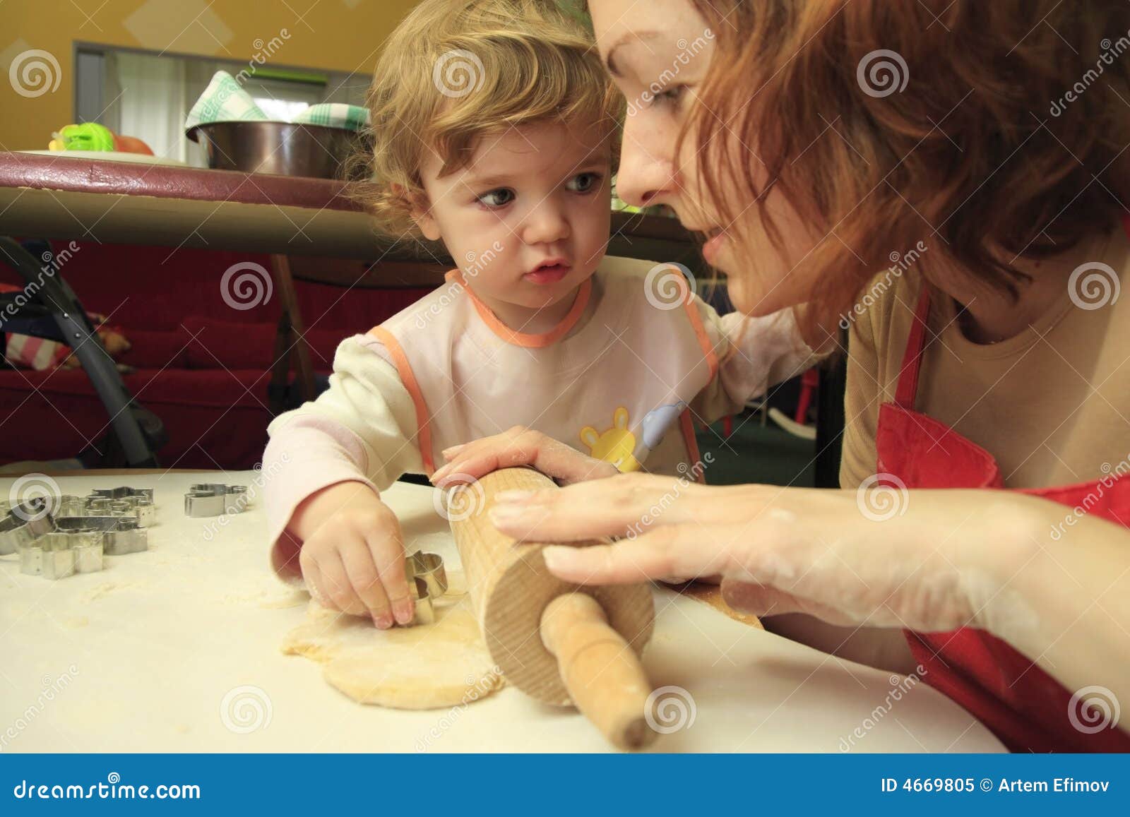 Mother s little helper stock image. Image of female, dough - 4669805