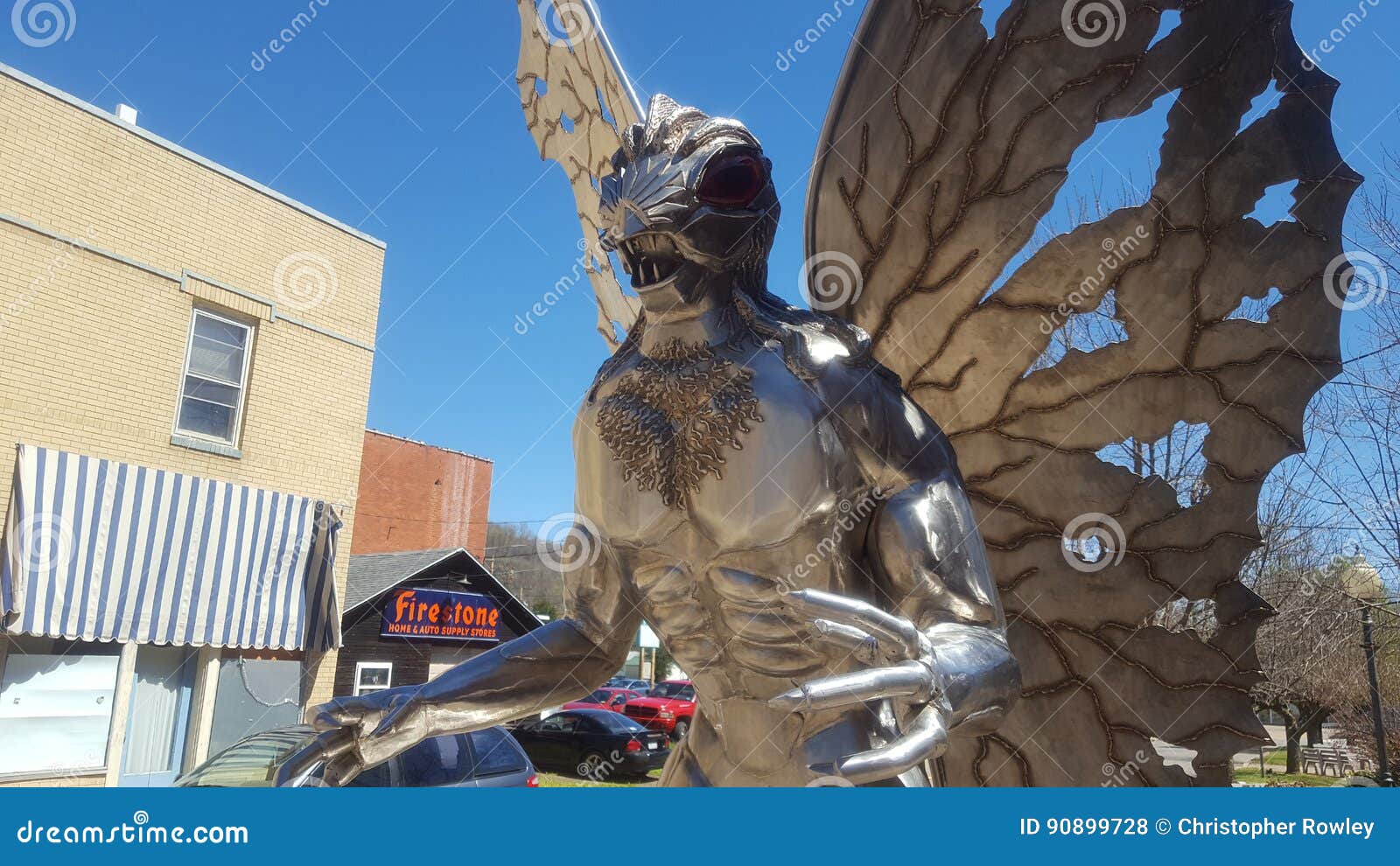 The Mothman editorial stock photo. Image of mothman, statue - 90899728