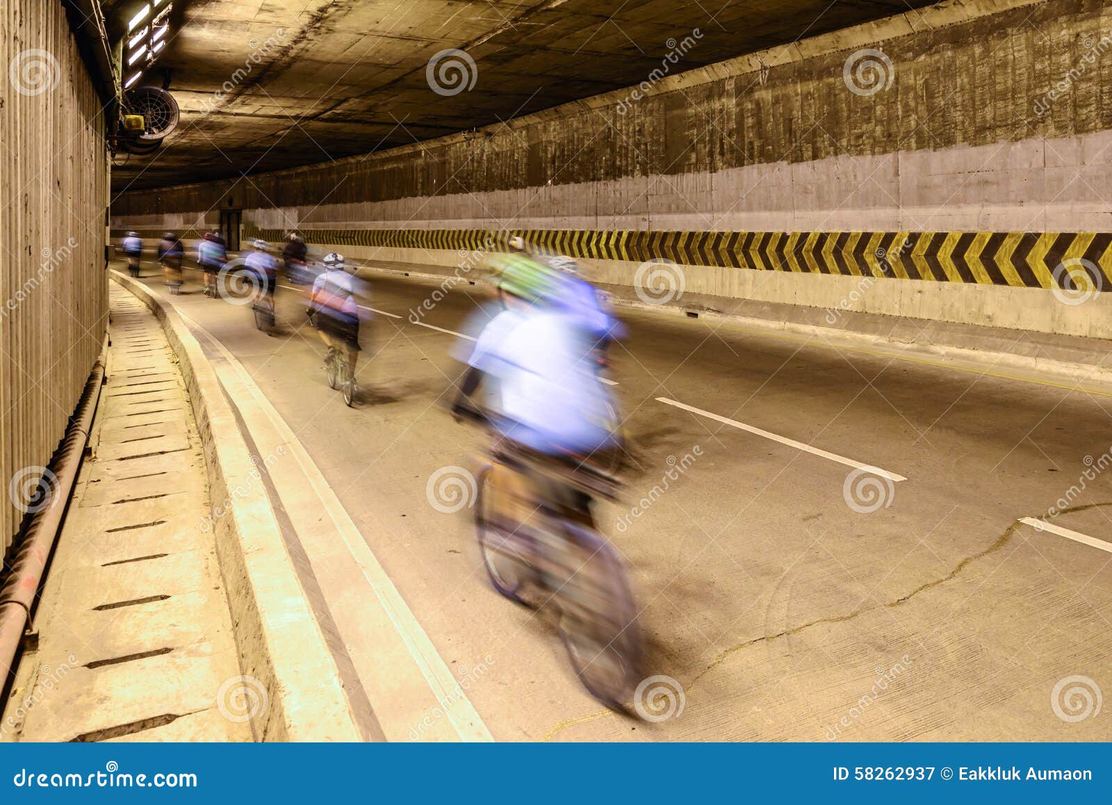 Underground Road Crossing Concrete Box Cave For Pedestrians To Cross ...