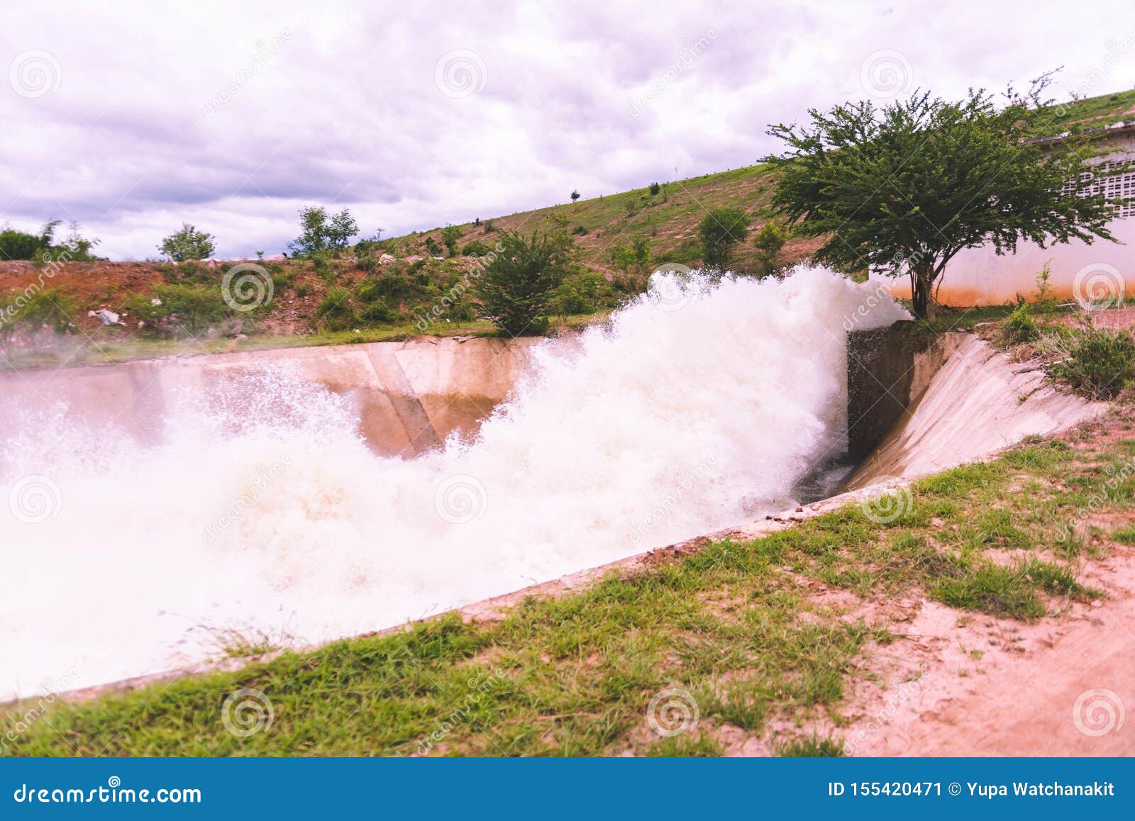 Motion Blur of Waterfall from Overflow of Dam Stock Image - Image of ...