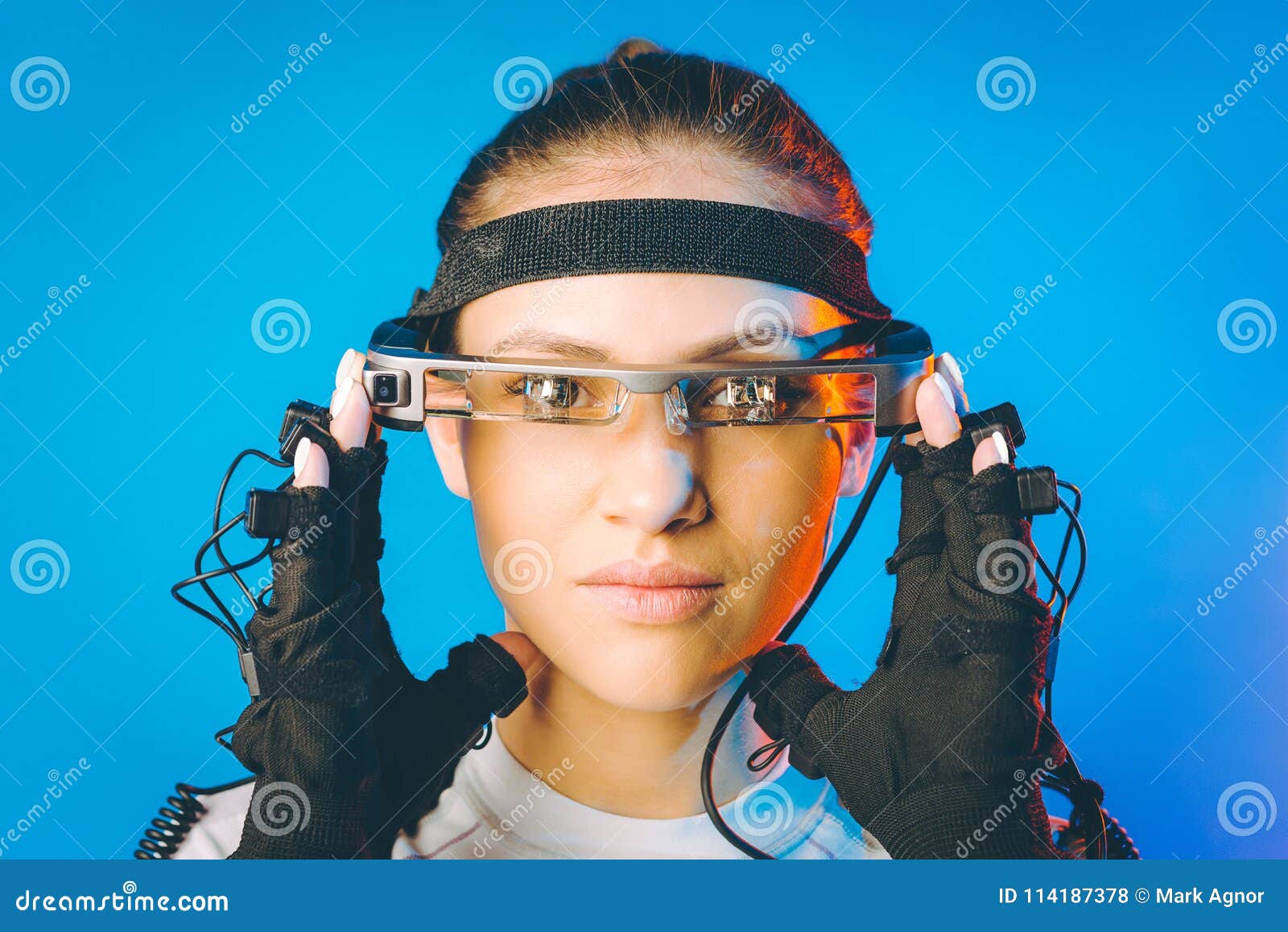 Motion Caption Virtual Reality Stock Photo - Image of analysing, cyborg ...