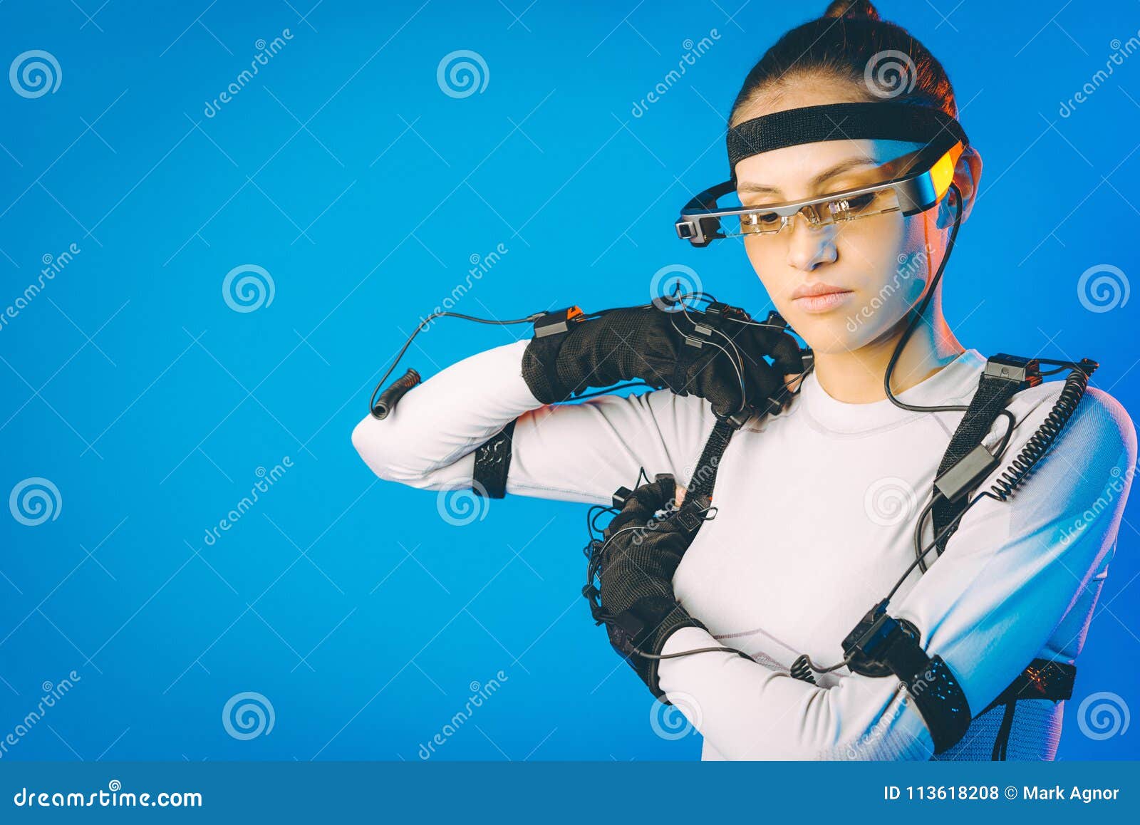 Motion Caption Virtual Reality Stock Photo - Image of female, system ...
