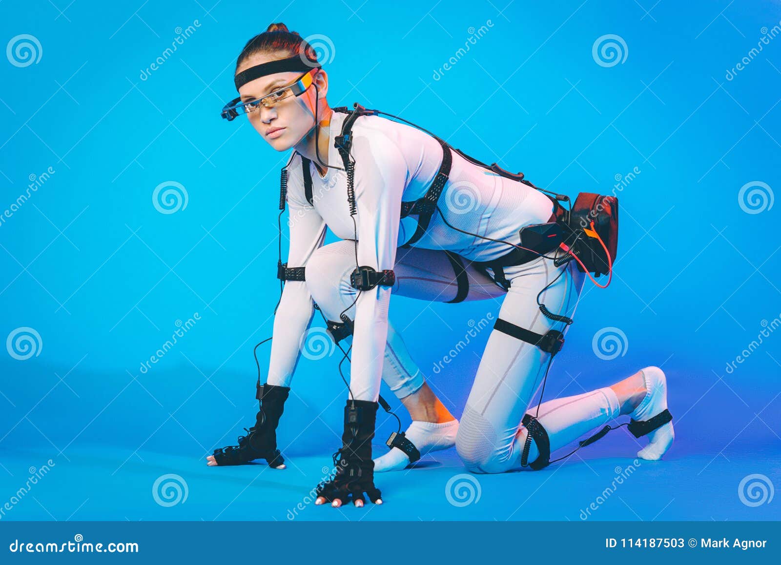 Motion Caption Virtual Reality Stock Image - Image of sensor, movement ...