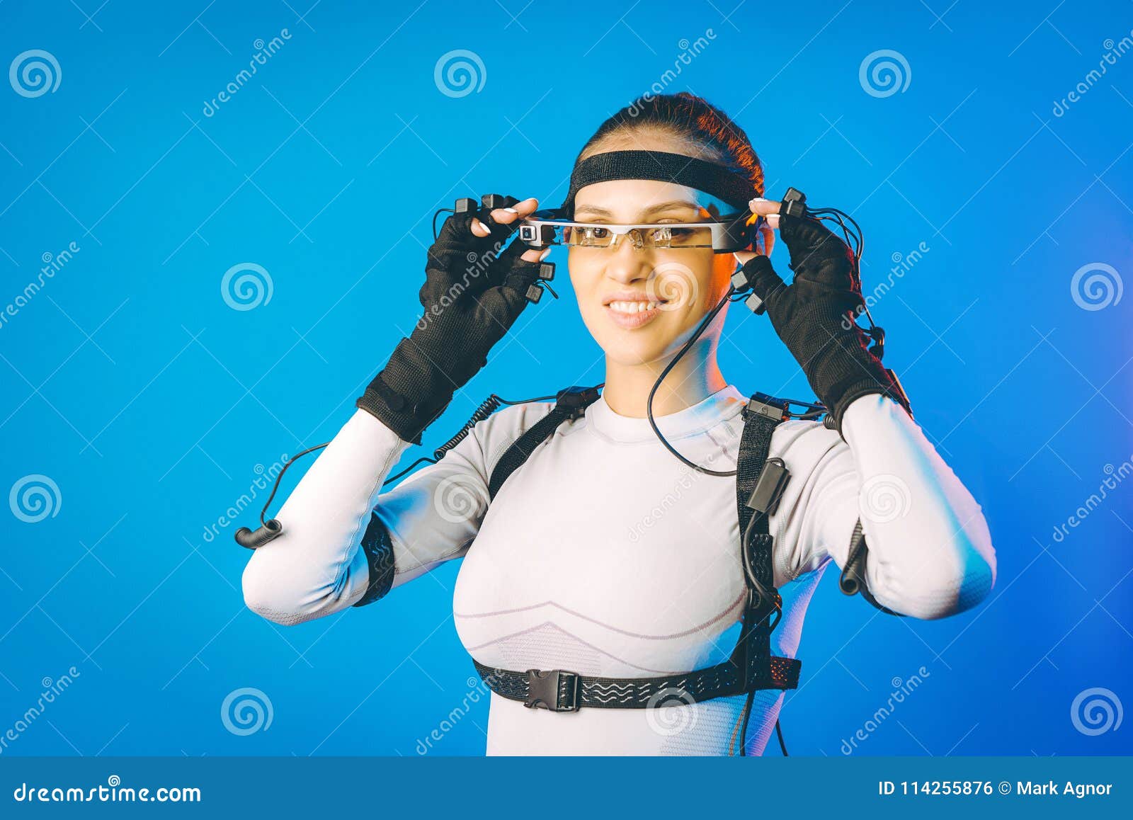 Motion Caption Virtual Reality Stock Photo - Image of smile, actor ...