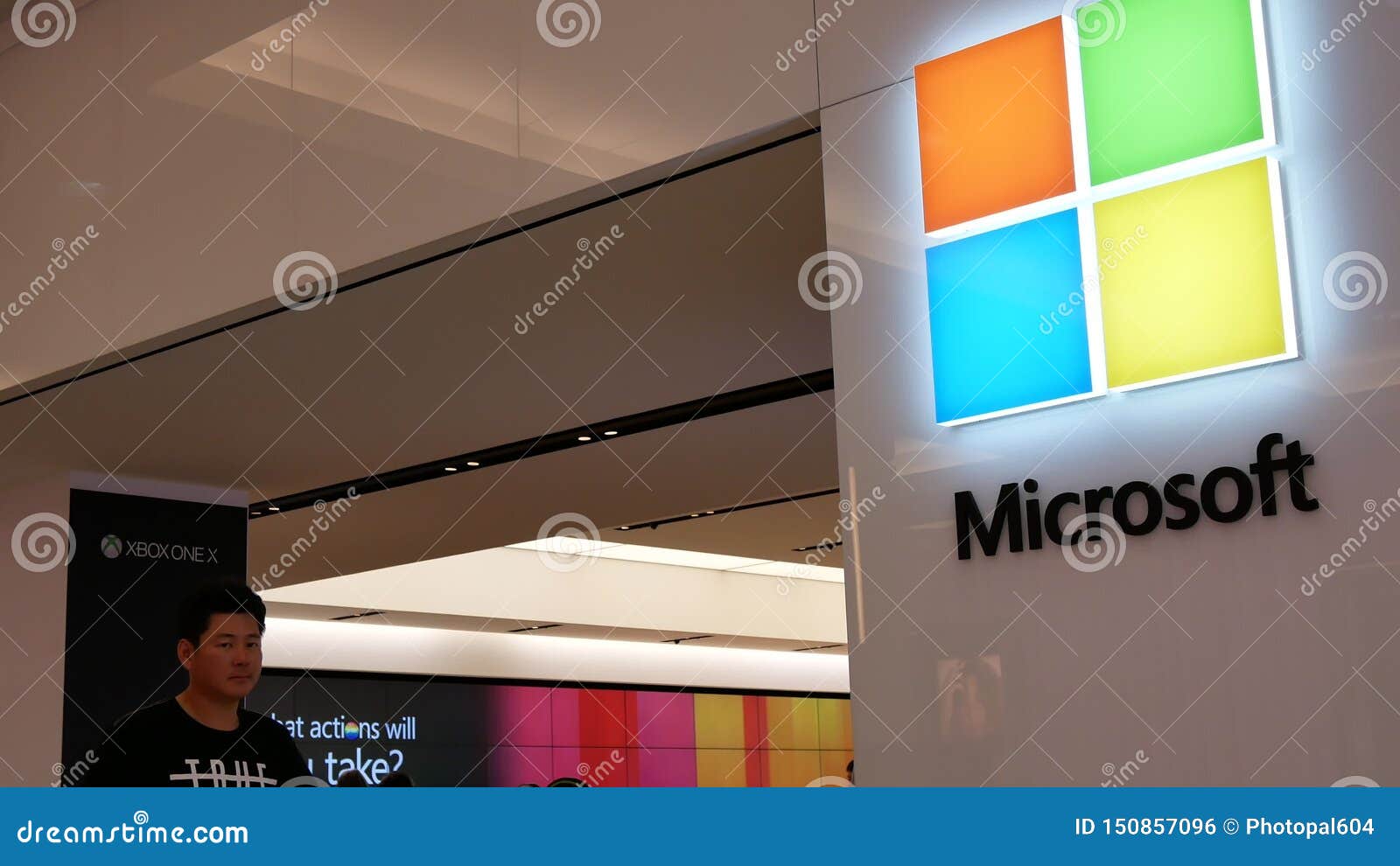 Motion of People Browsing at Microsoft Store Inside Burnaby Shopping ...