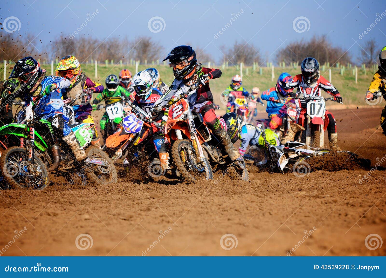 Competitors Falling From Ropes At 2014 Tough Guy Obstacle Race ...