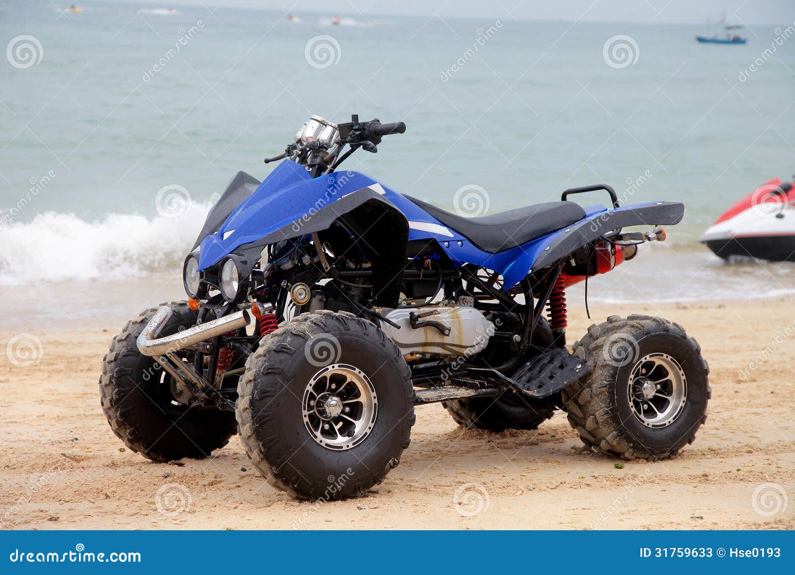 Moto de plage image stock. Image du extrême, moteur, pneus - 31759633
