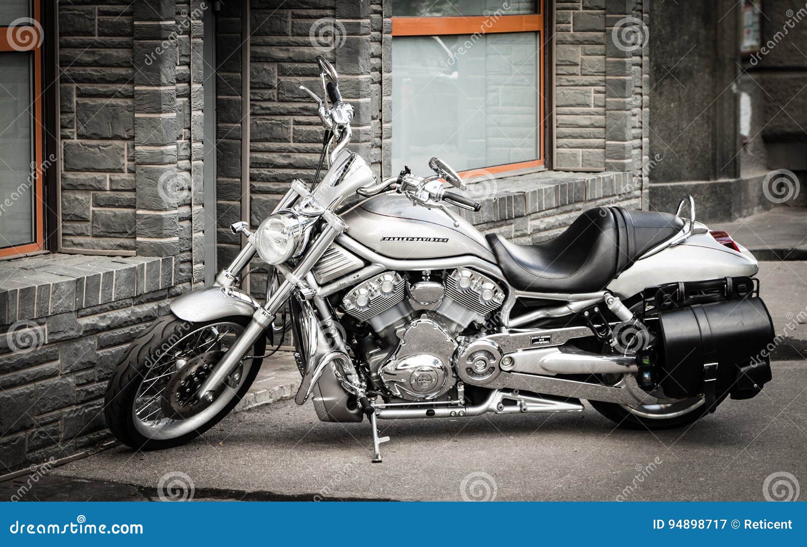 Motocicletta Moderna Di Harley-Davidson Fotografia Editoriale ...