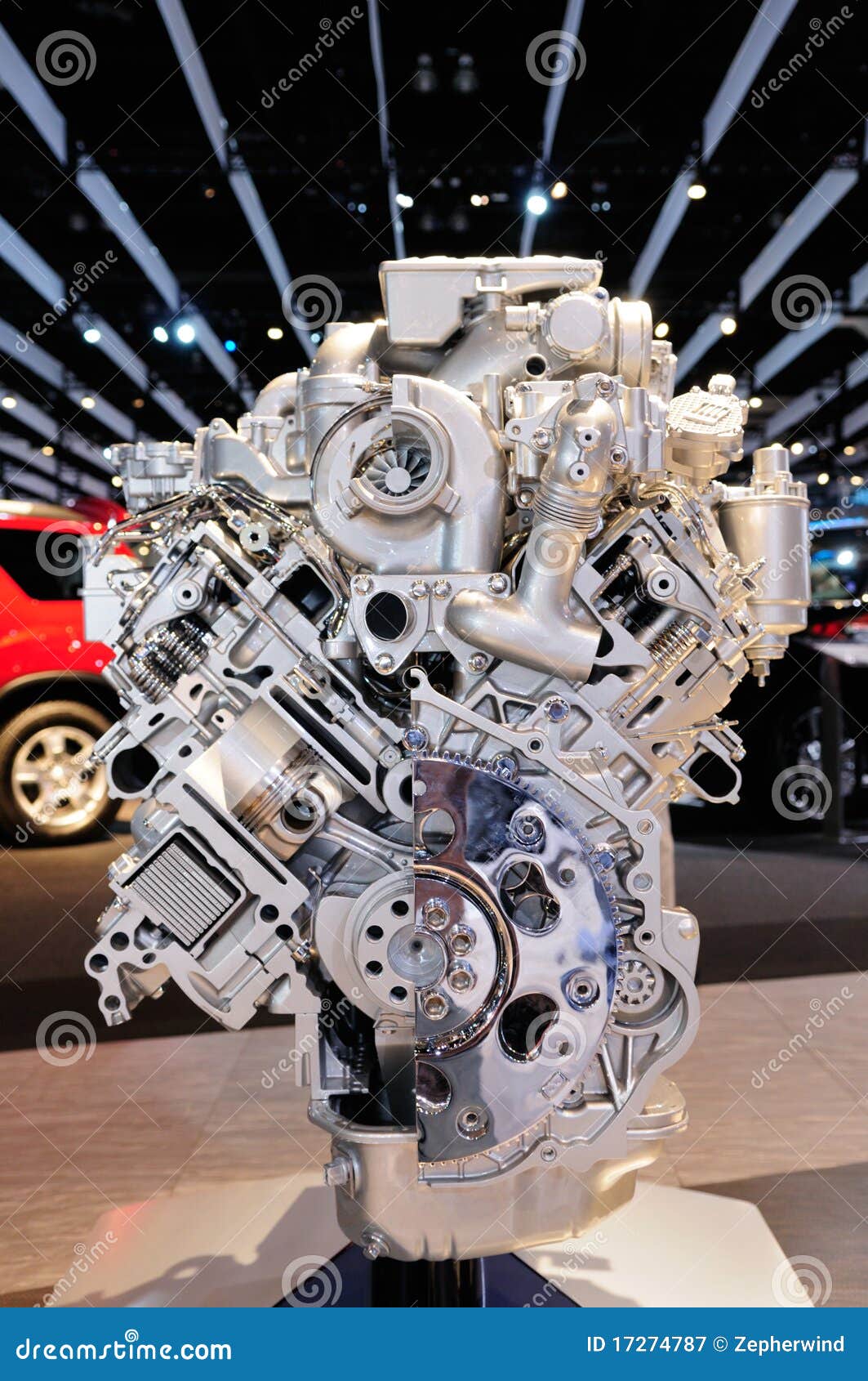 Motor automotor imagen de archivo. Imagen de engranajes - 17274787