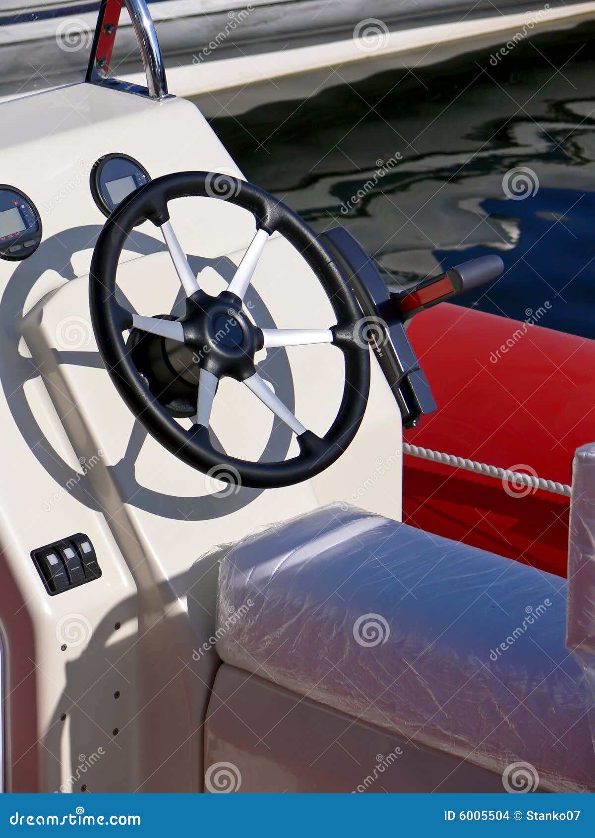 Motor Boat Control Panel Picture. Image: 6005504