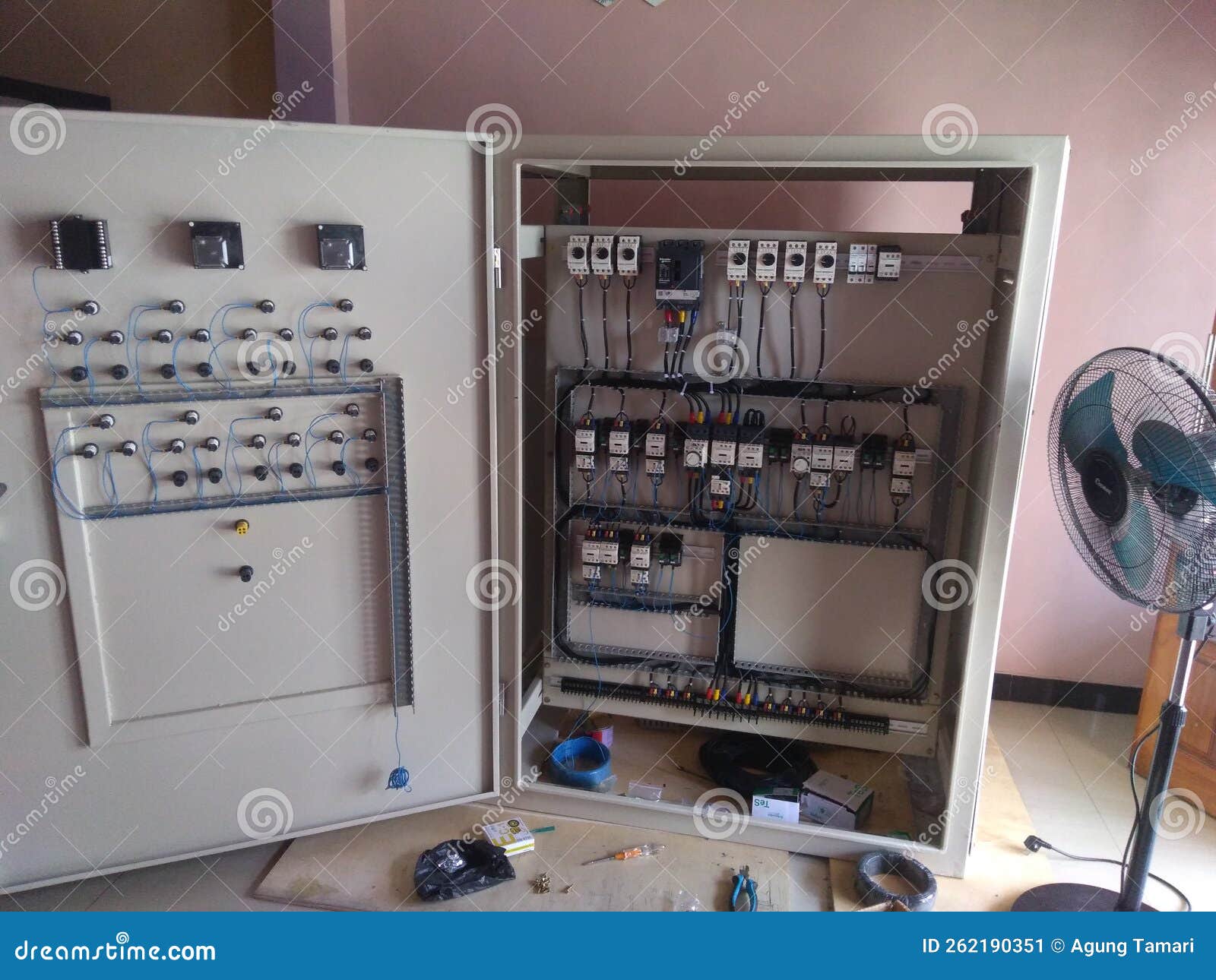 Motor control boiler editorial photo. Image of boiler - 262190351