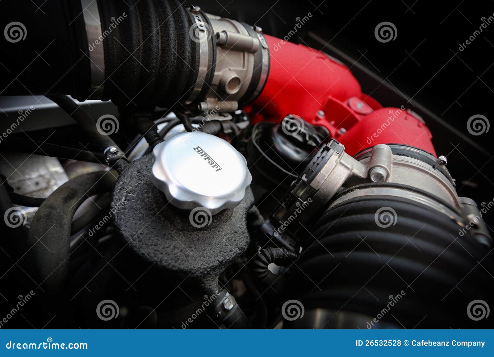 Motor de Ferrari foto de stock editorial. Imagem de poderoso - 26532528