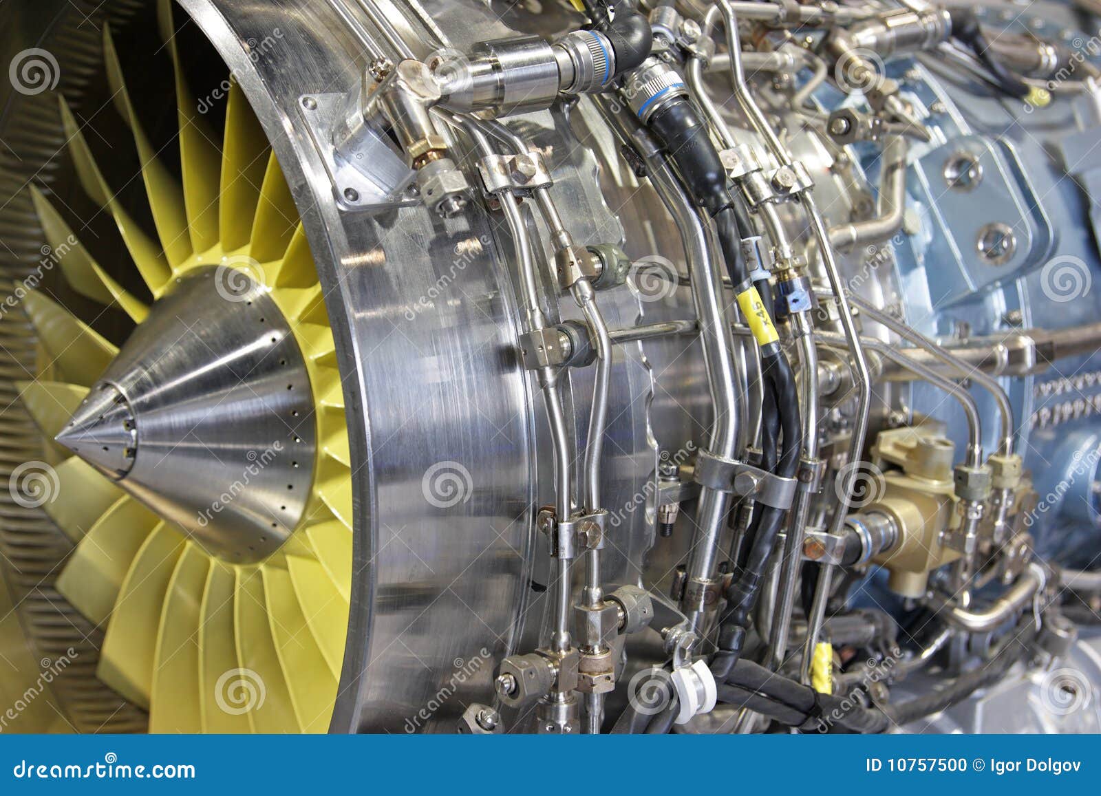 Motor de jet de Turbo foto de archivo. Imagen de aeroplanos - 10757500