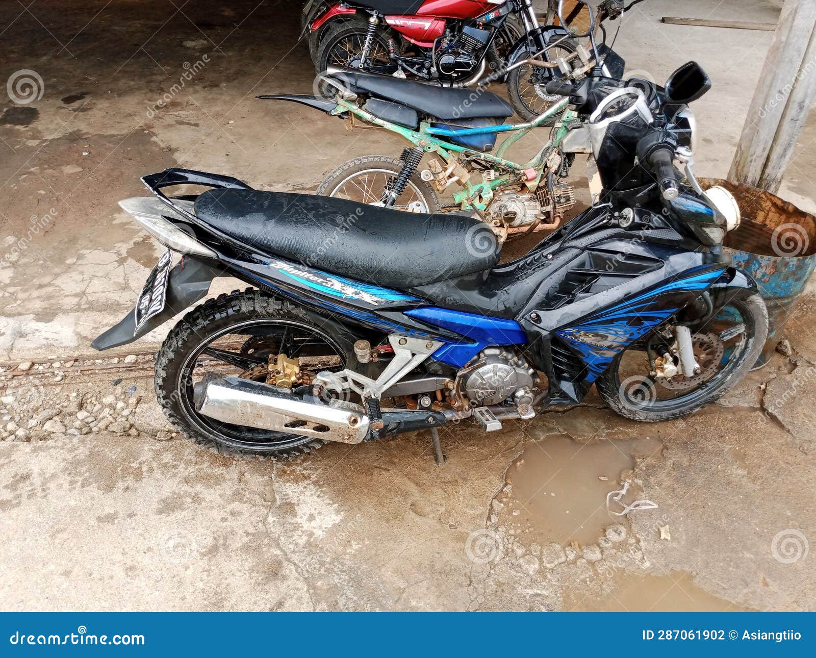 MOTOR MX NEW editorial photography. Image of jupiter - 287061902