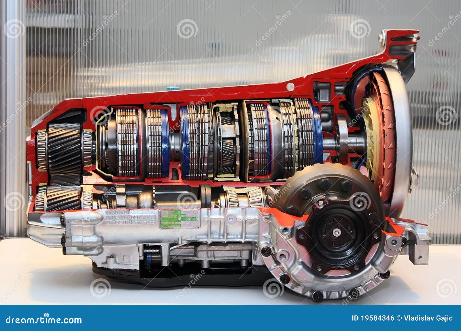 Motor para dentro foto de stock. Imagem de automotriz - 19584346