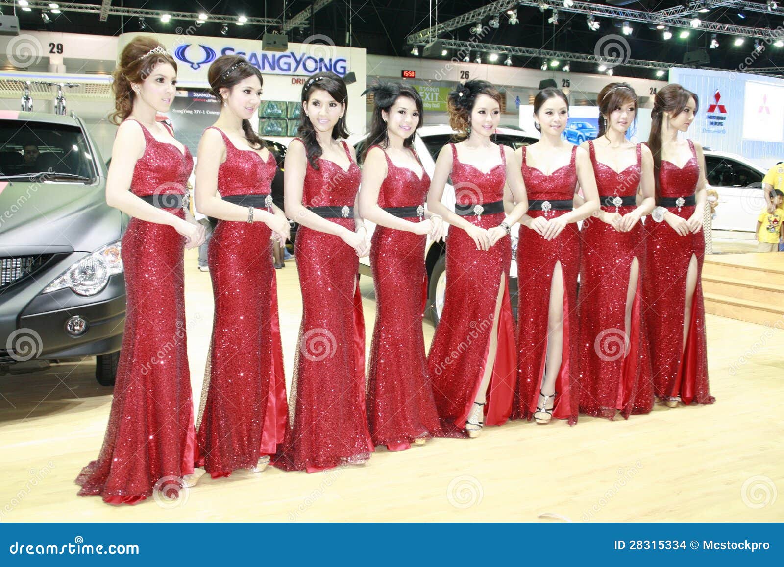 Motor Pretty Supermodels editorial stock image. Image of asia - 28315334