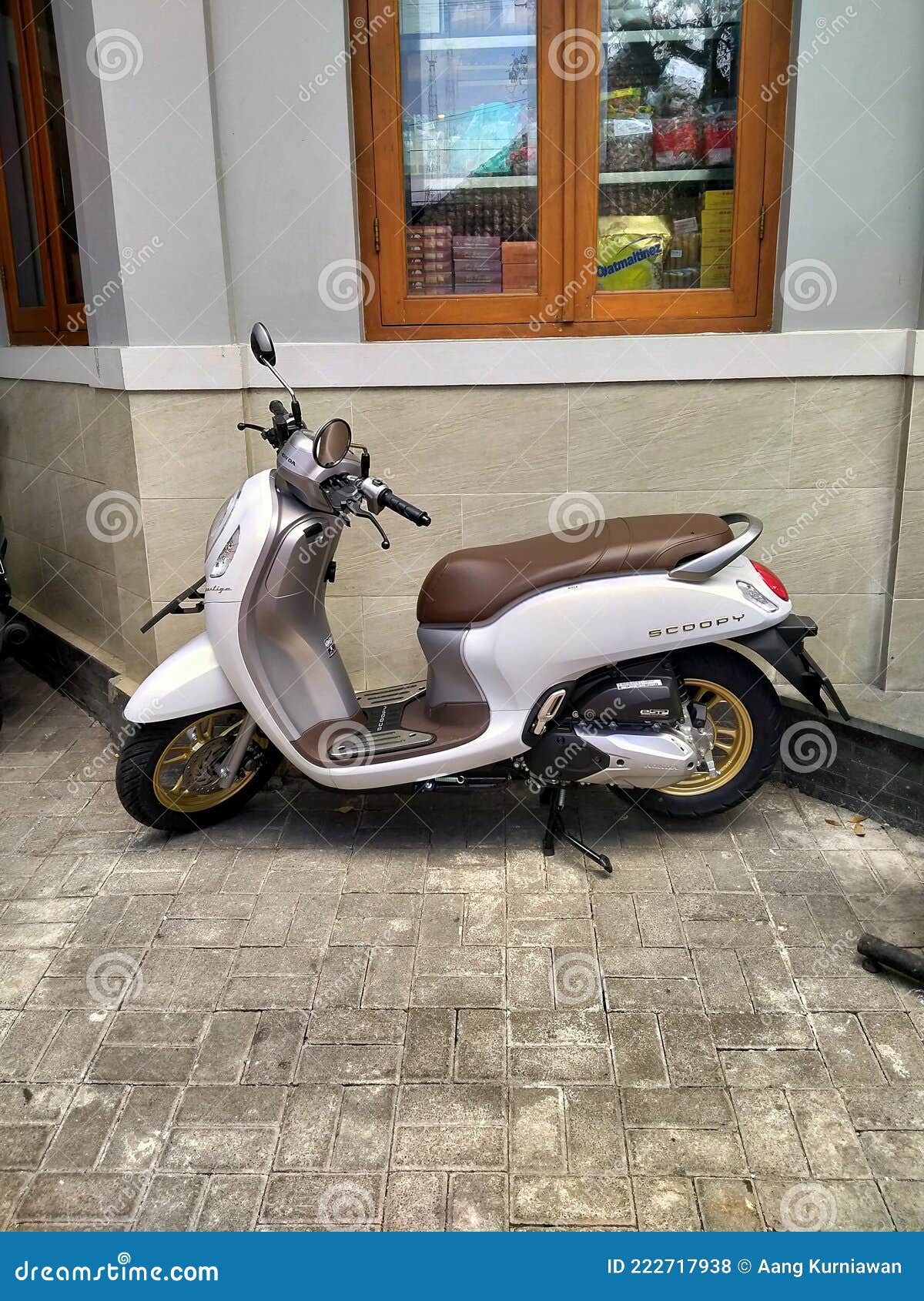 Motor Scoopy Matic Indonesia Elegant Editorial Stock Photo - Image of ...