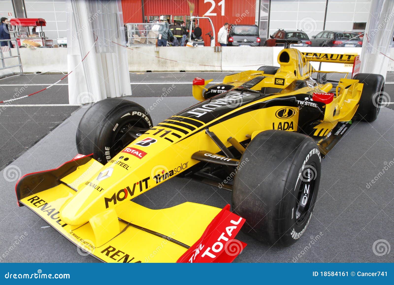 Renault racing car editorial photo. Image of yellow, french - 18584161