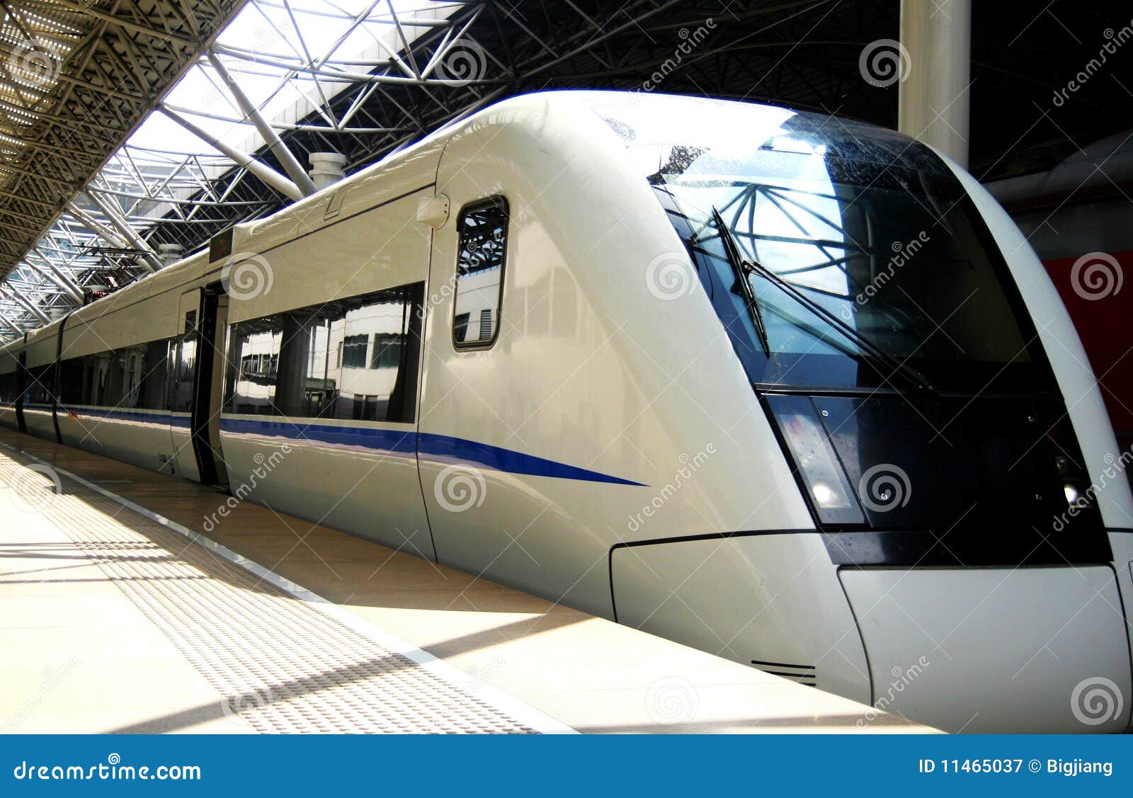 Motor Train Unit stock image. Image of china, travel - 11465037