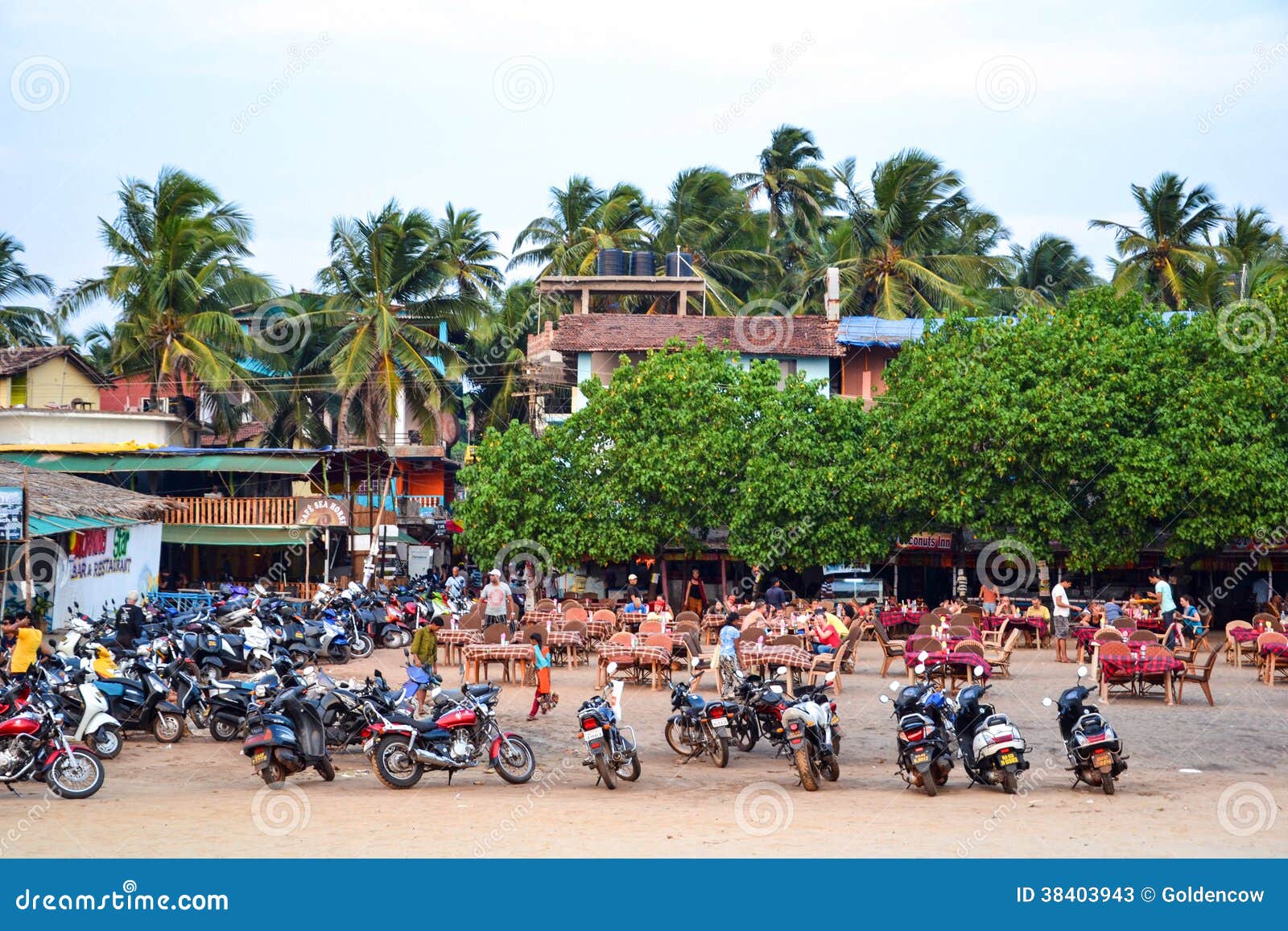 Motorbikes in india editorial stock photo. Image of asian - 38403943