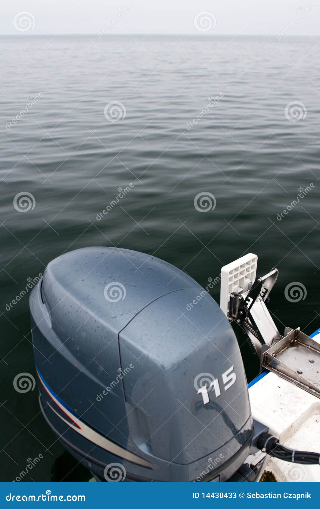 Motorboot-Motor stockbild. Bild von wasser, ozean, reise - 14430433