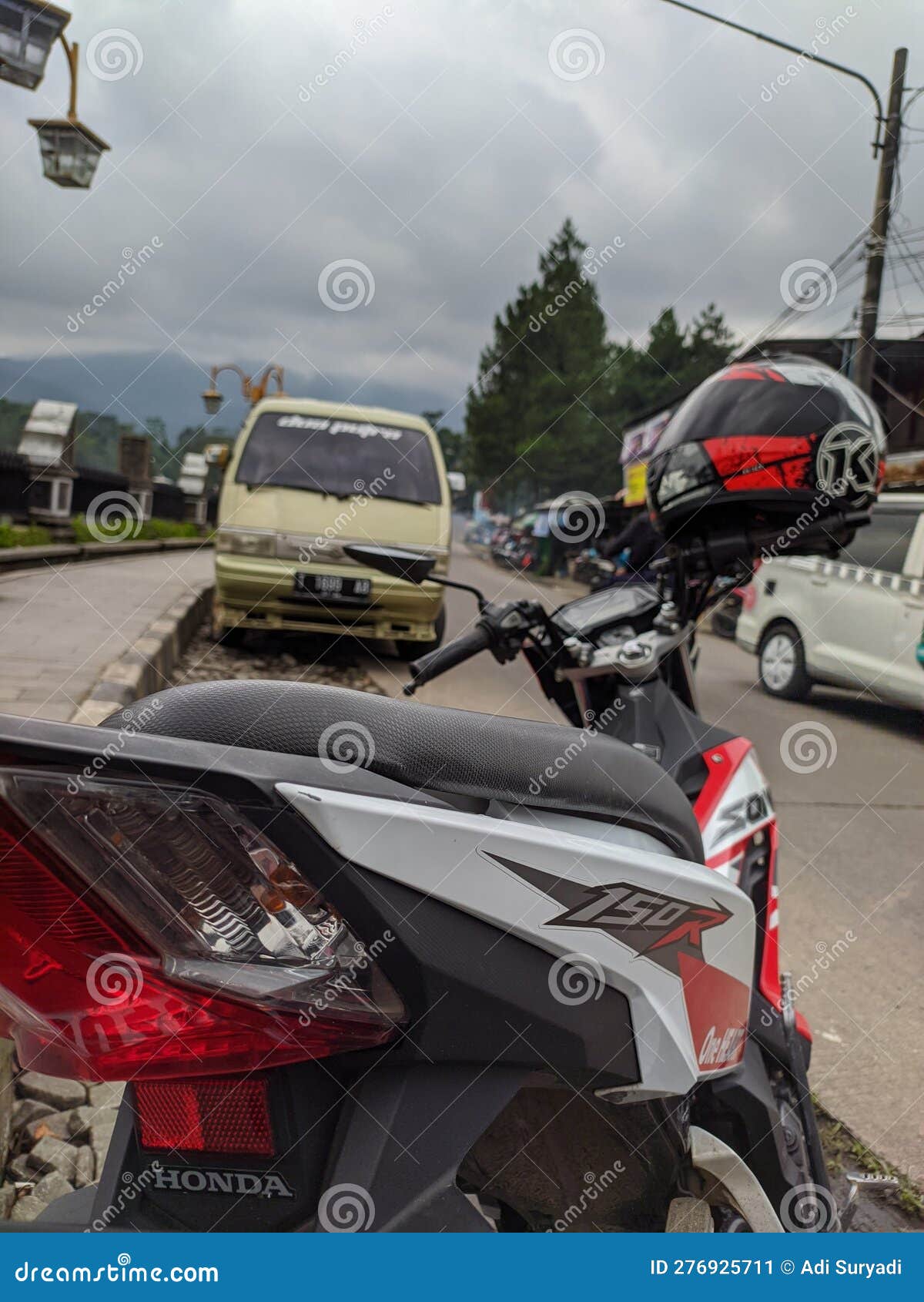 Motorcycle and car editorial photo. Image of technology - 276925711