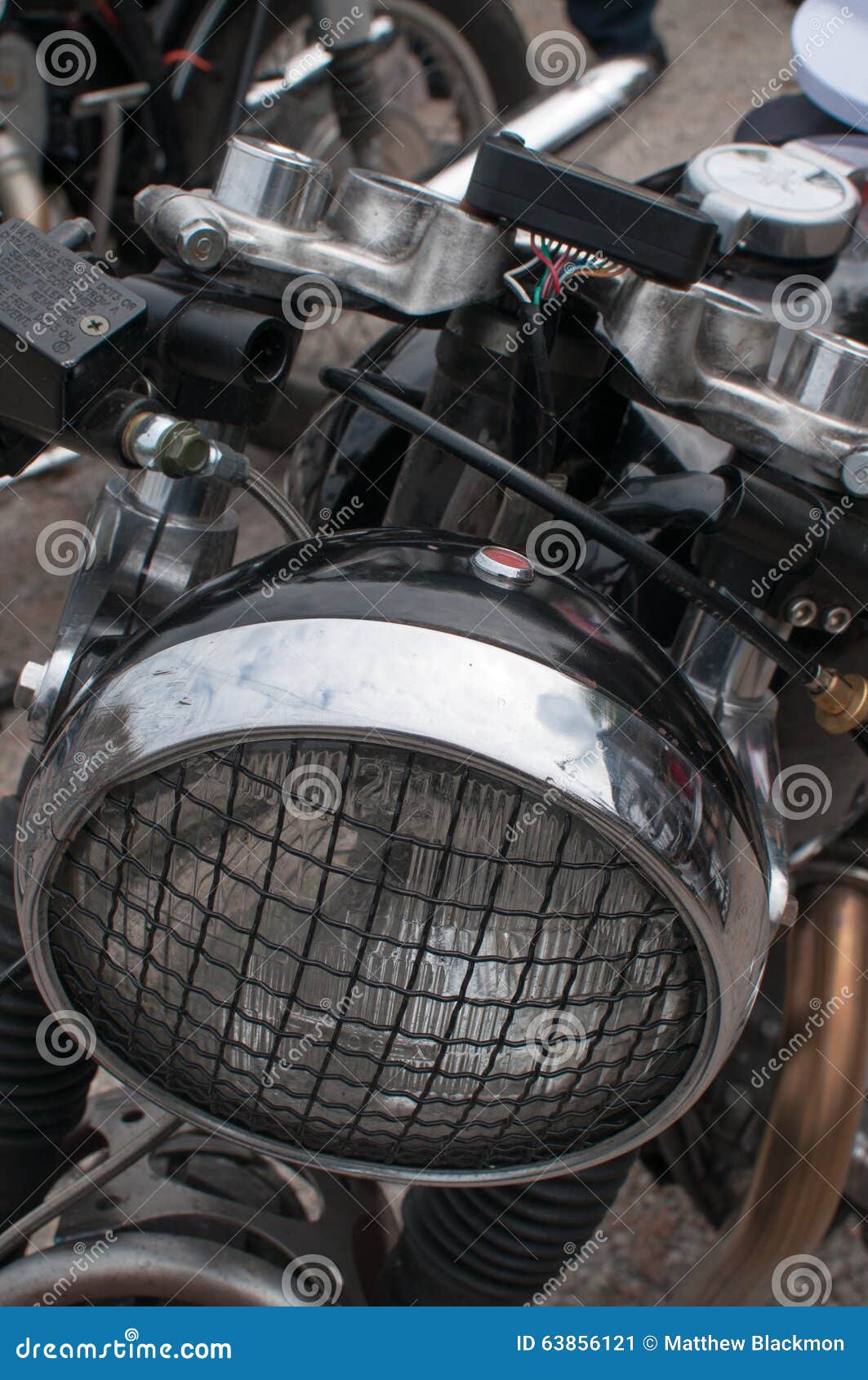 Bobber Headlight Grill | Reviewmotors.co