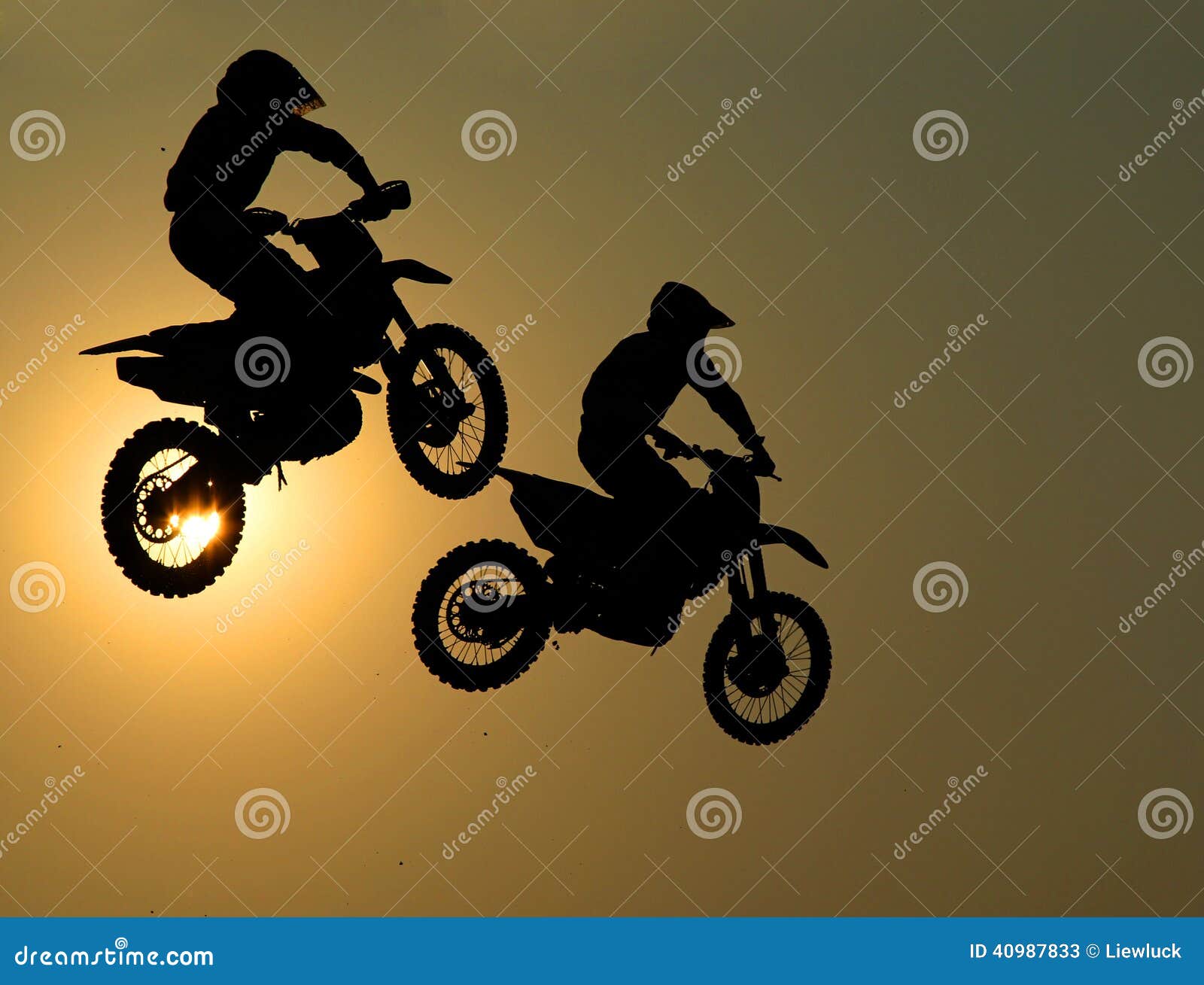 Motorcycle Jumps in the Air Stock Image - Image of motor, jumping: 40987833