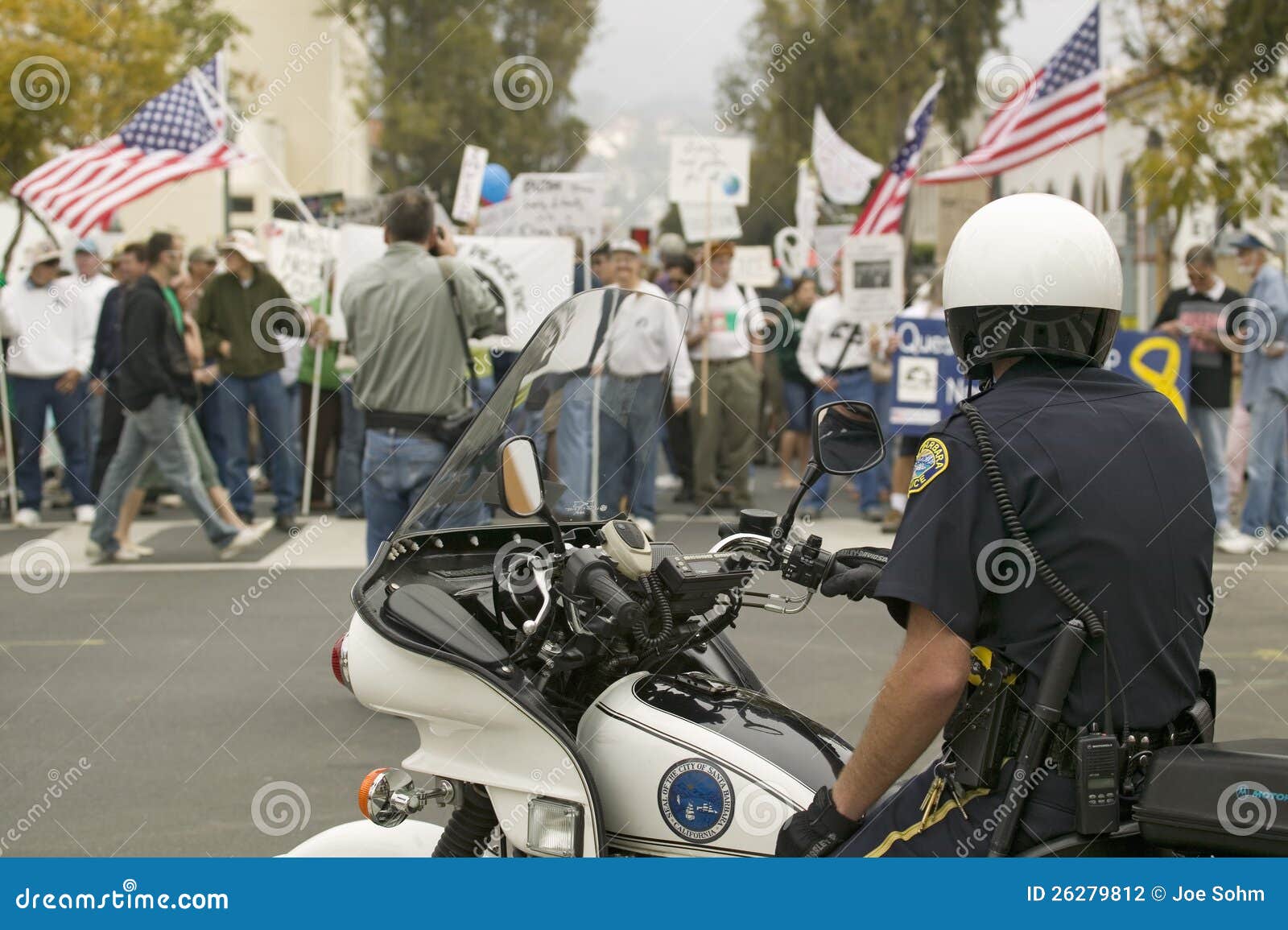 454 Policeman Marching Photos - Free & Royalty-Free Stock Photos from ...
