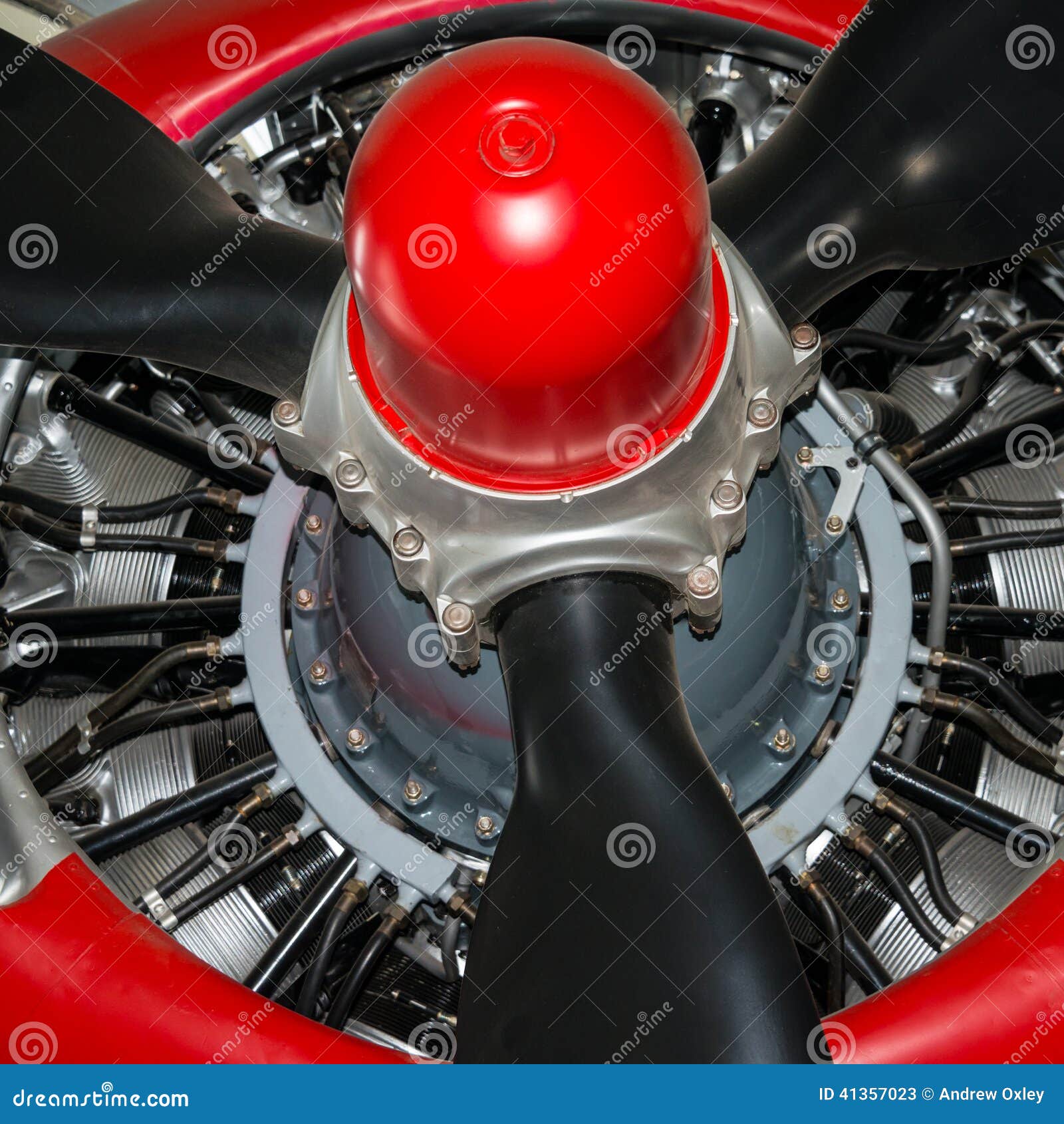 Motore aereo radiale immagine stock. Immagine di combattimento - 41357023