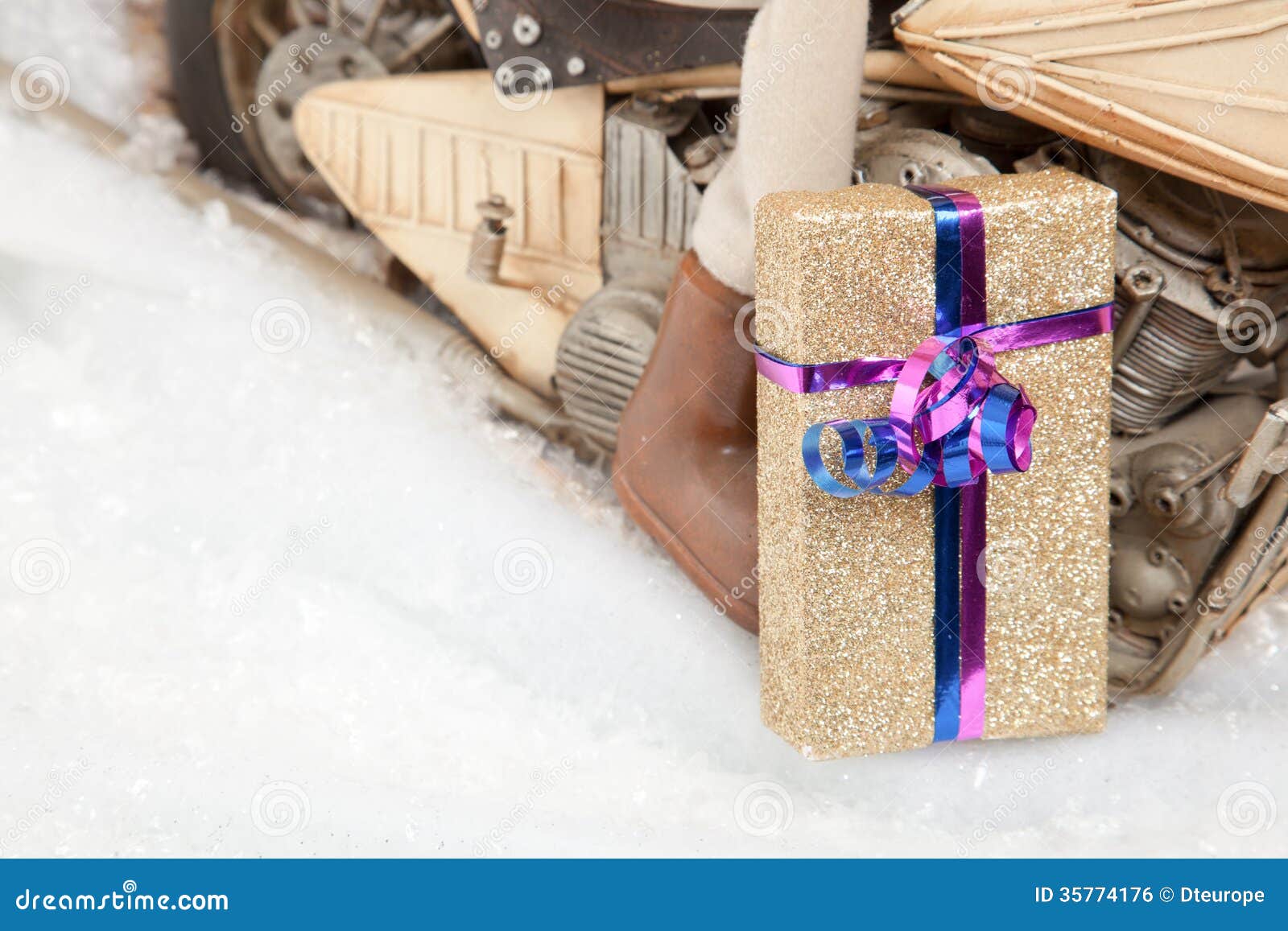 Motorized Christmas Gift Service Stock Photo - Image of cartoon ...