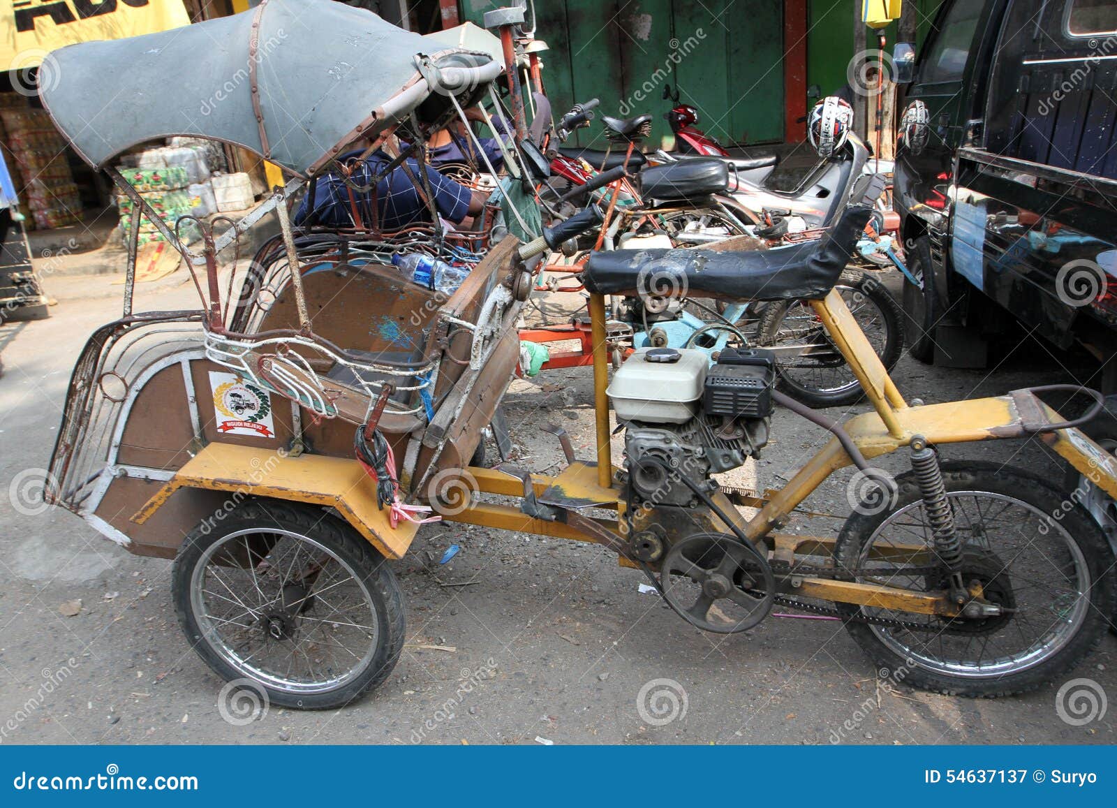 Motorized ricksaw editorial photography. Image of rural - 54637137