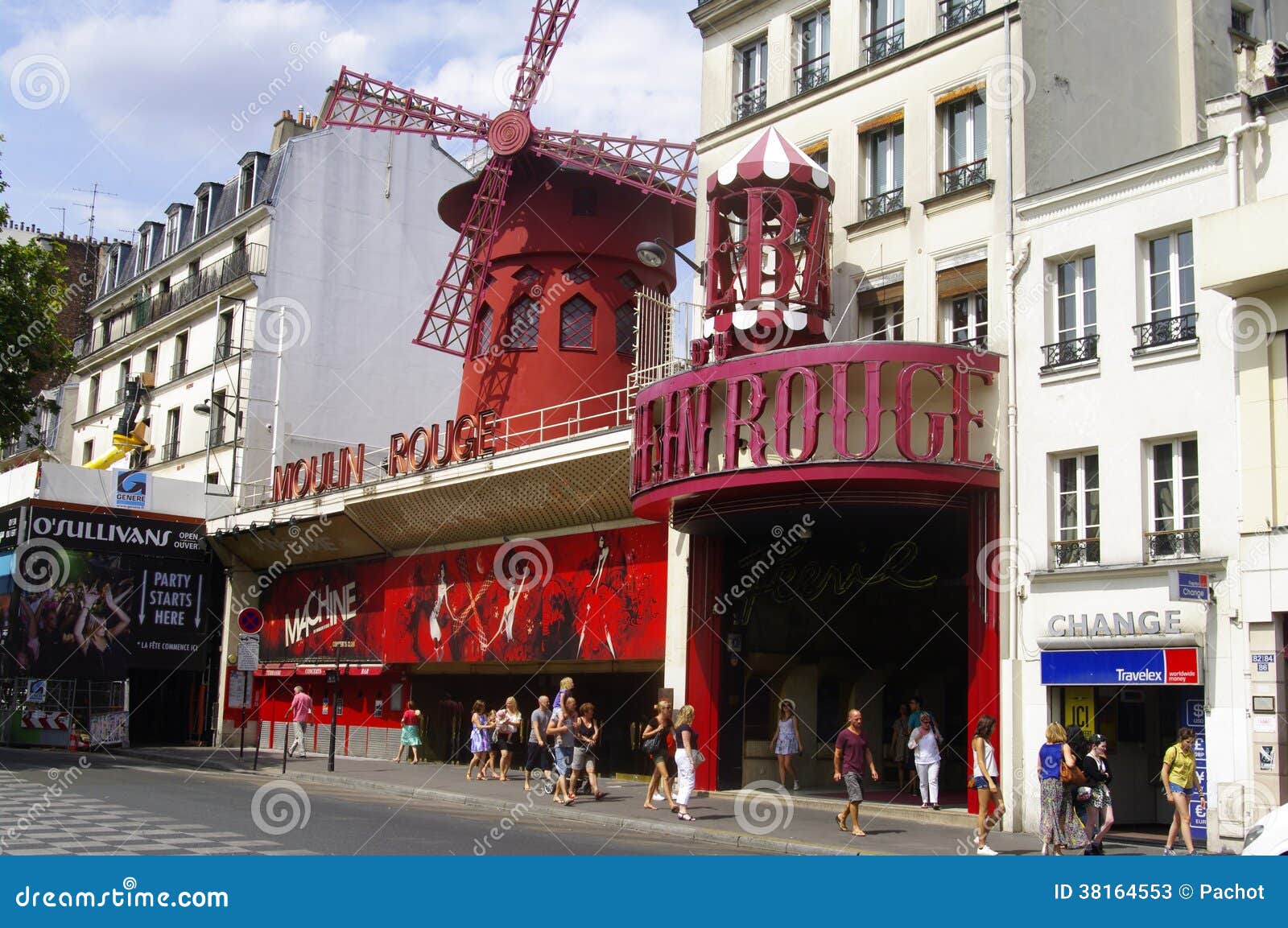 Moulin Rouge editorial stock photo. Image of lautrec - 38164553