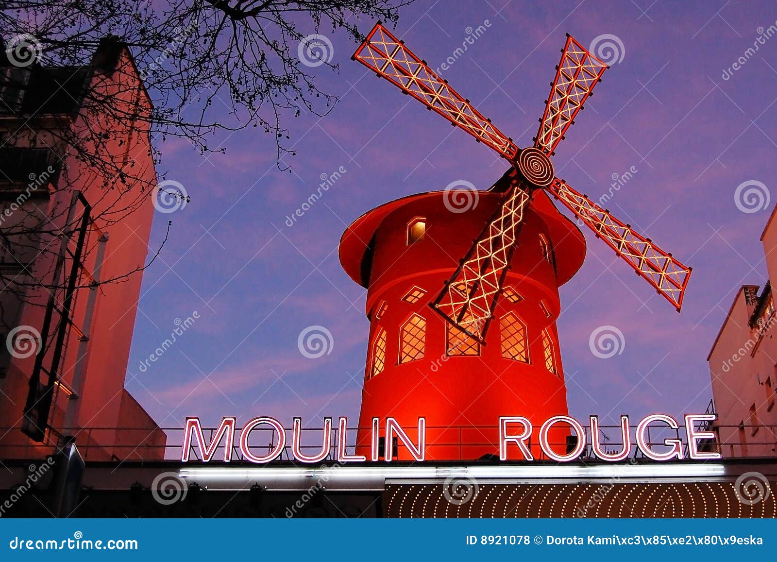 Moulin Rouge By Night Editorial Photo | CartoonDealer.com #20878725