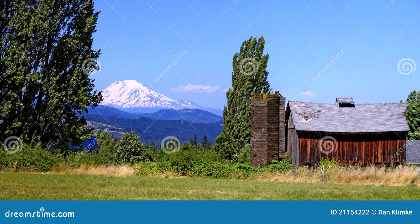 Mount Adams with Red Barn stock photo. Image of green - 21154222