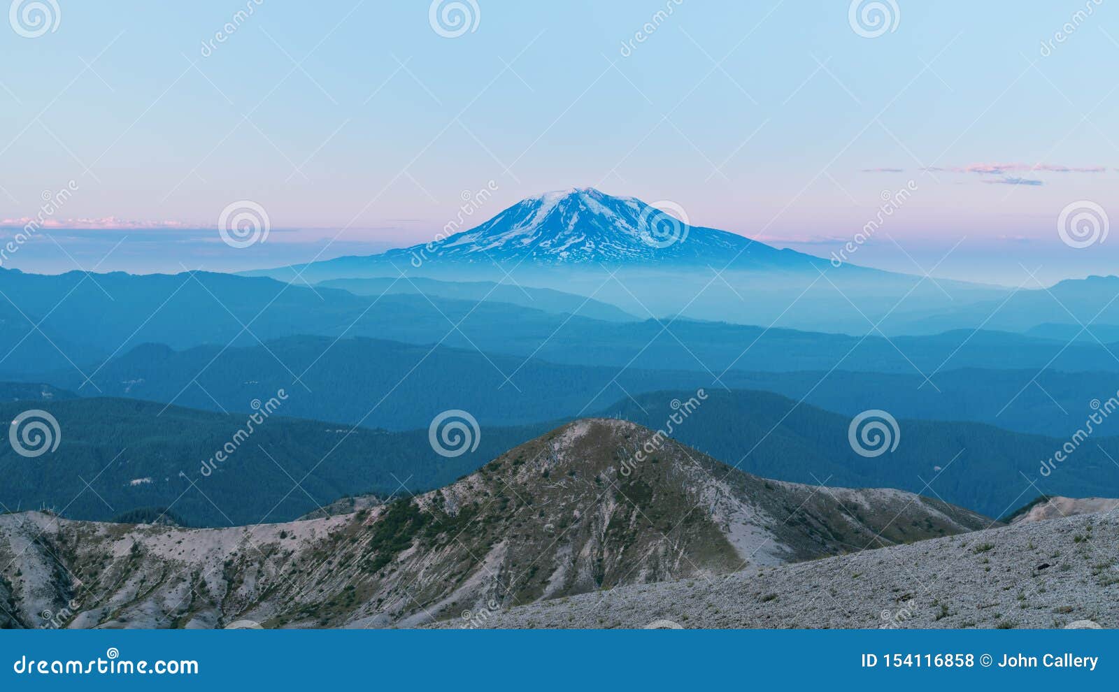 Mount Adams Washington State of the Cascade Range Stock Photo - Image ...