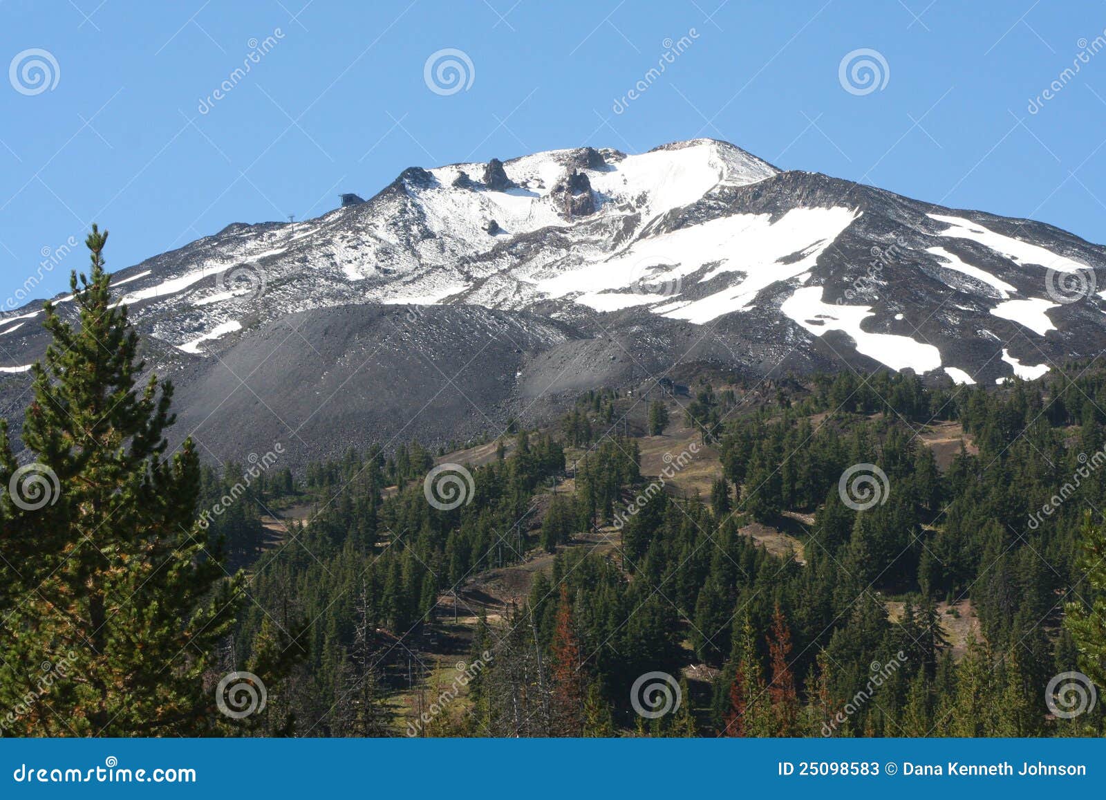 Mount Bachelor, Central Oregon Stock Image - Image of dormant, igneous ...