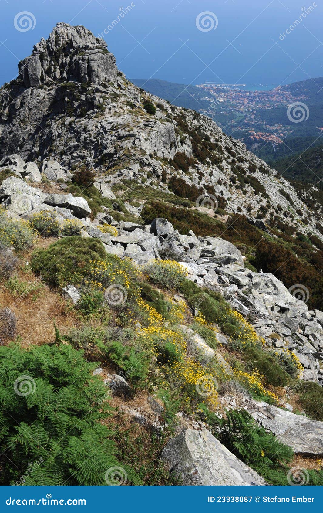 Mount Capanne on Elba Island Stock Image - Image of hiking, mountains ...