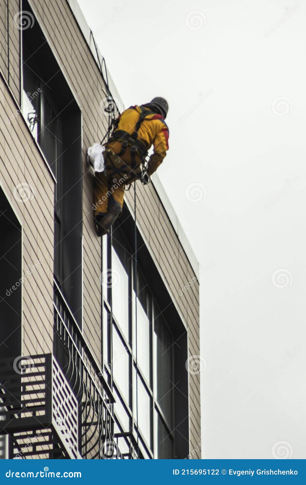 Mount Climbing Builder Repair Skyscraper Building Workflow Safety Stock ...