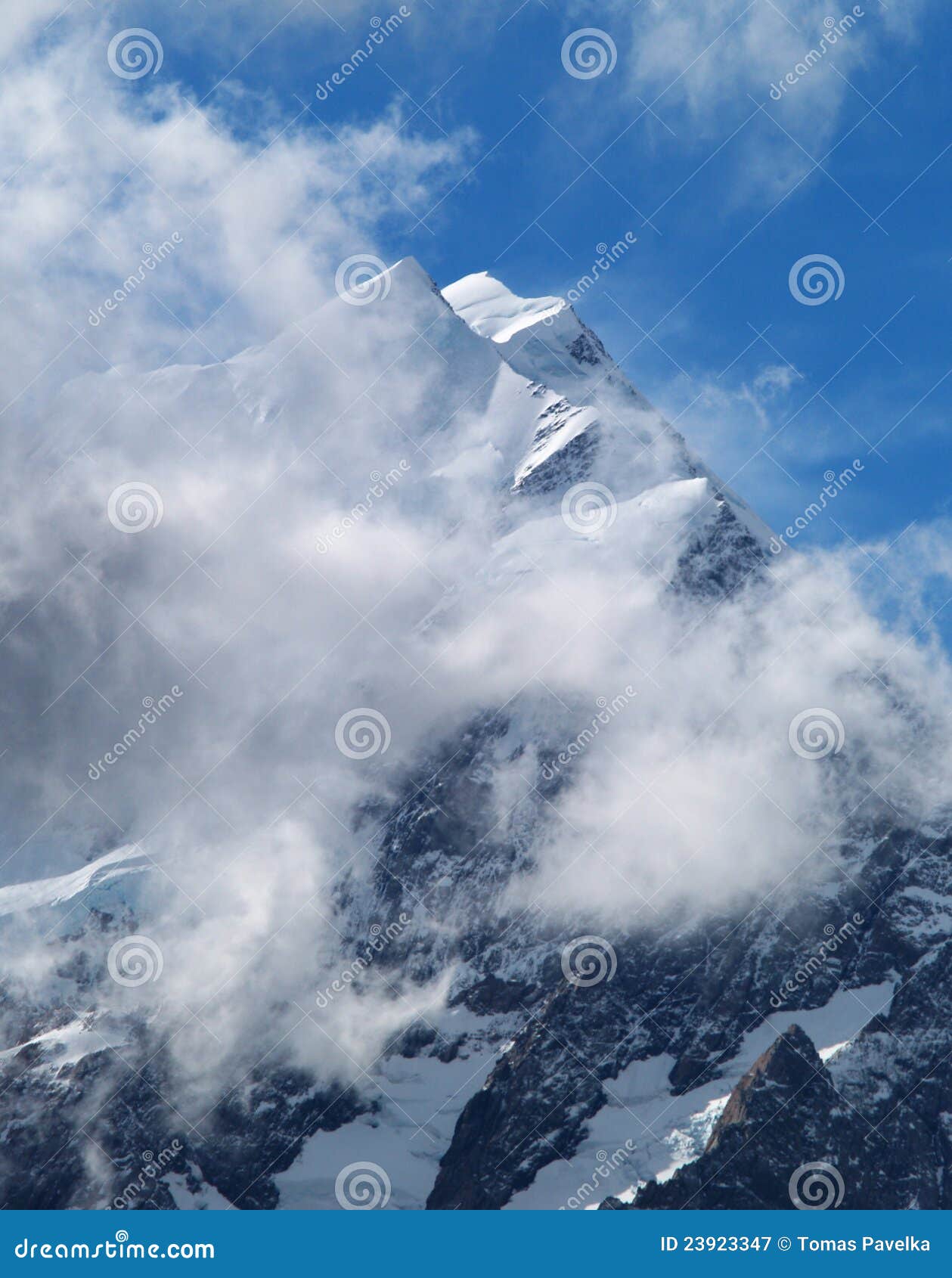 Mount Cook stock image. Image of rock, cloud, summit - 23923347